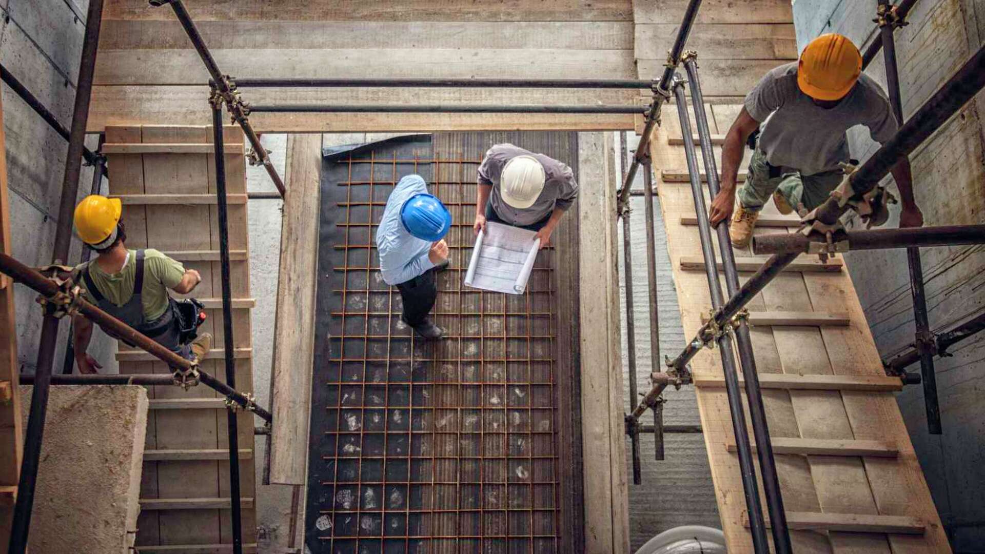 What Training Is Needed to Become a Construction Worker?