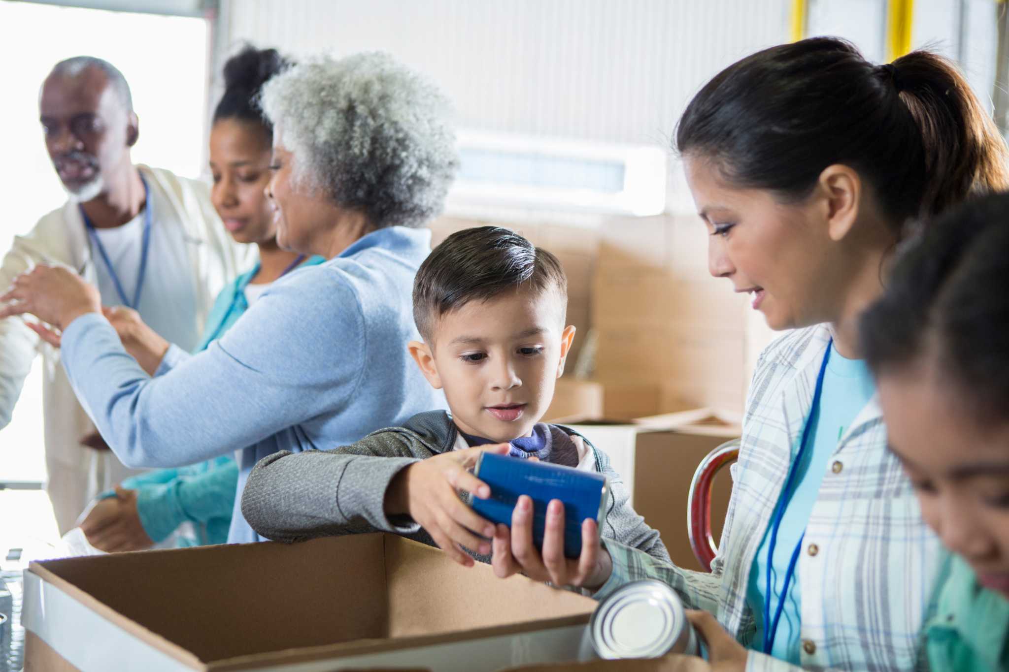 Classes to Take to Become a Child Social Worker