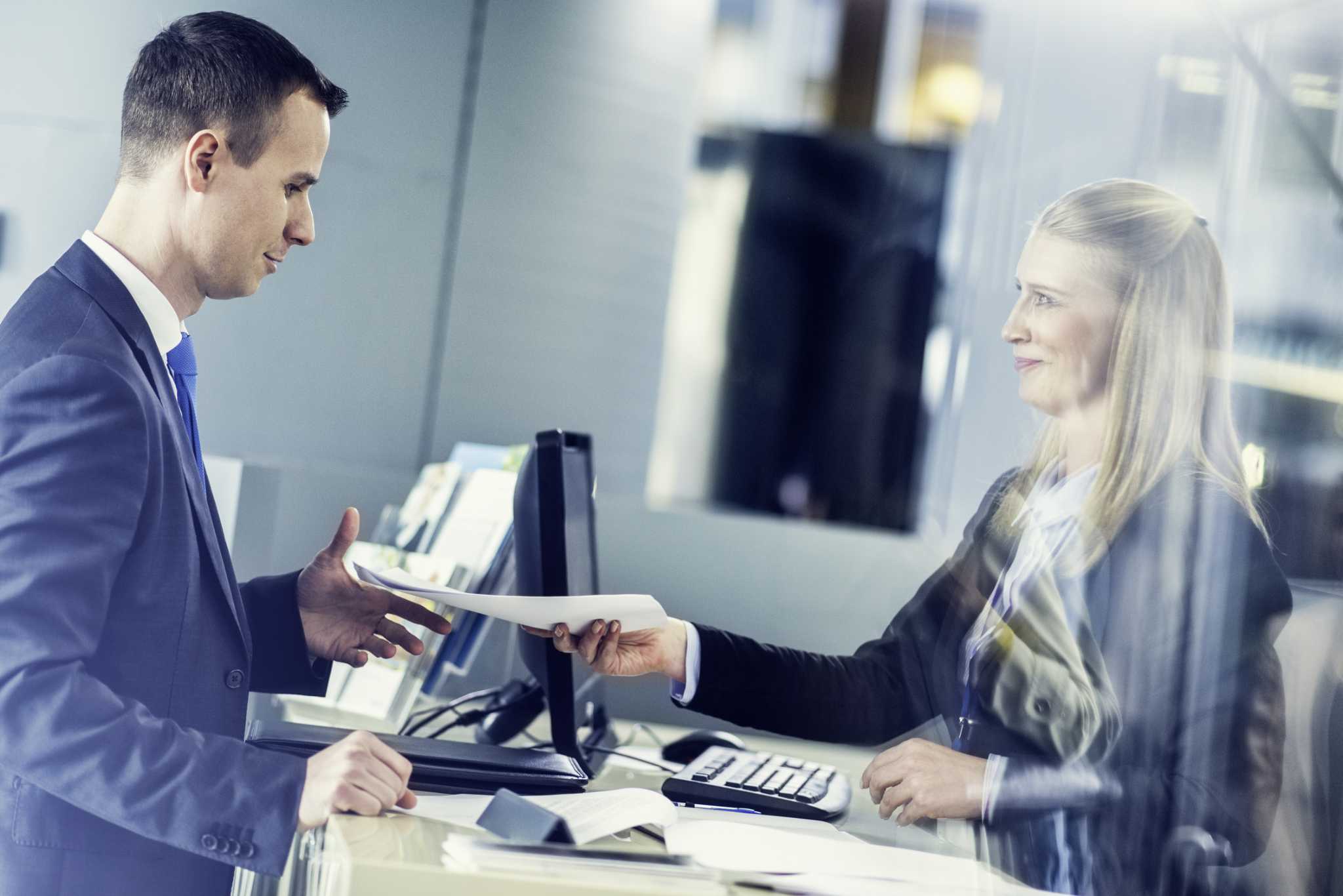 A List of the Qualities of a Bank Teller
