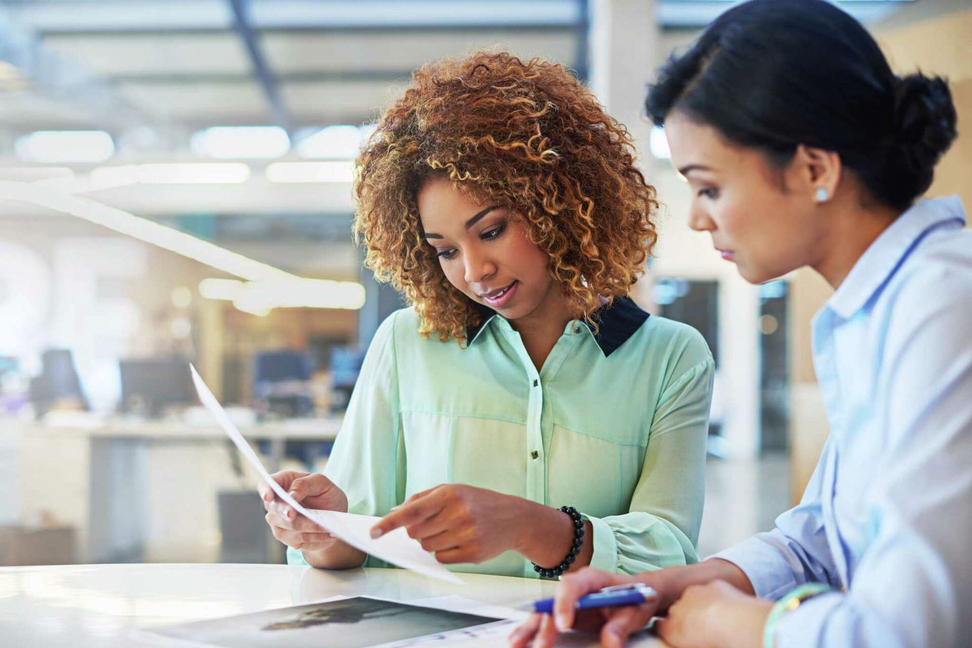 How to Describe Supervisory Experience in a Cover Letter