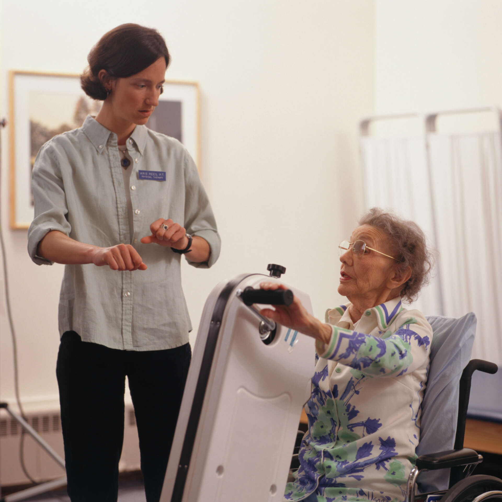 What Duties Can a Physical Therapy Aide Perform Legally?
