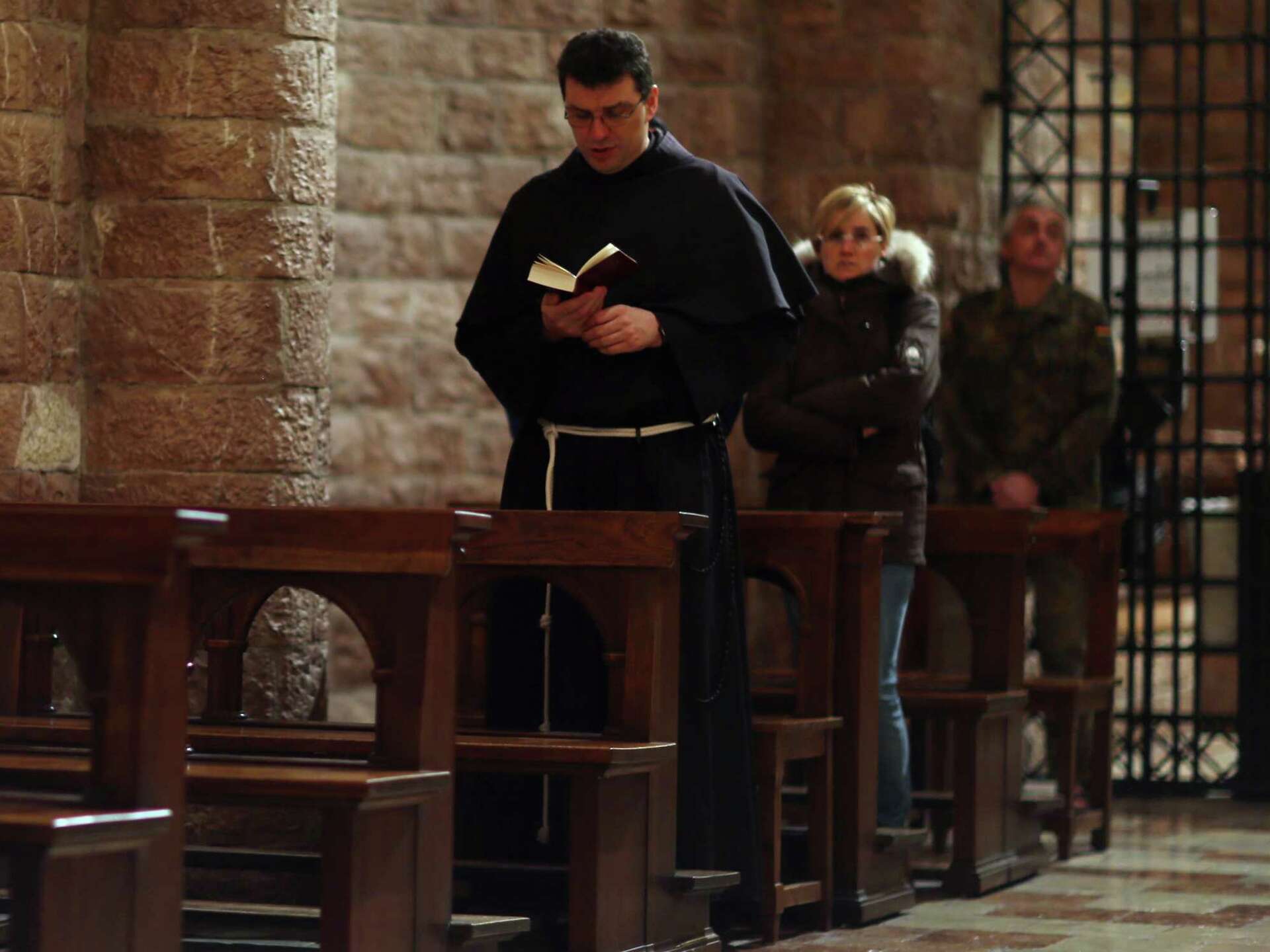 What Are the Duties of a Friar?