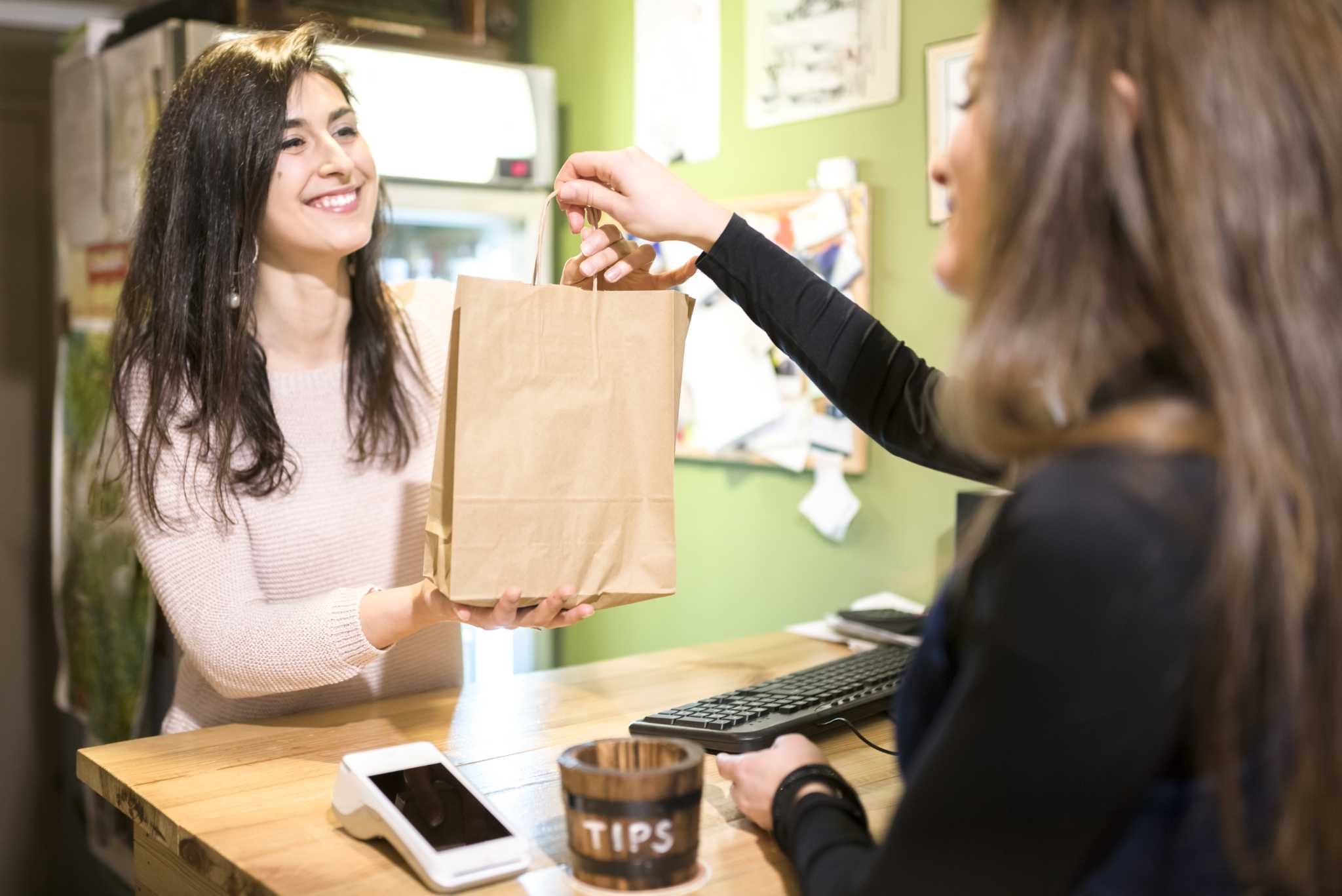 What Are the Duties of a Sales Clerk?