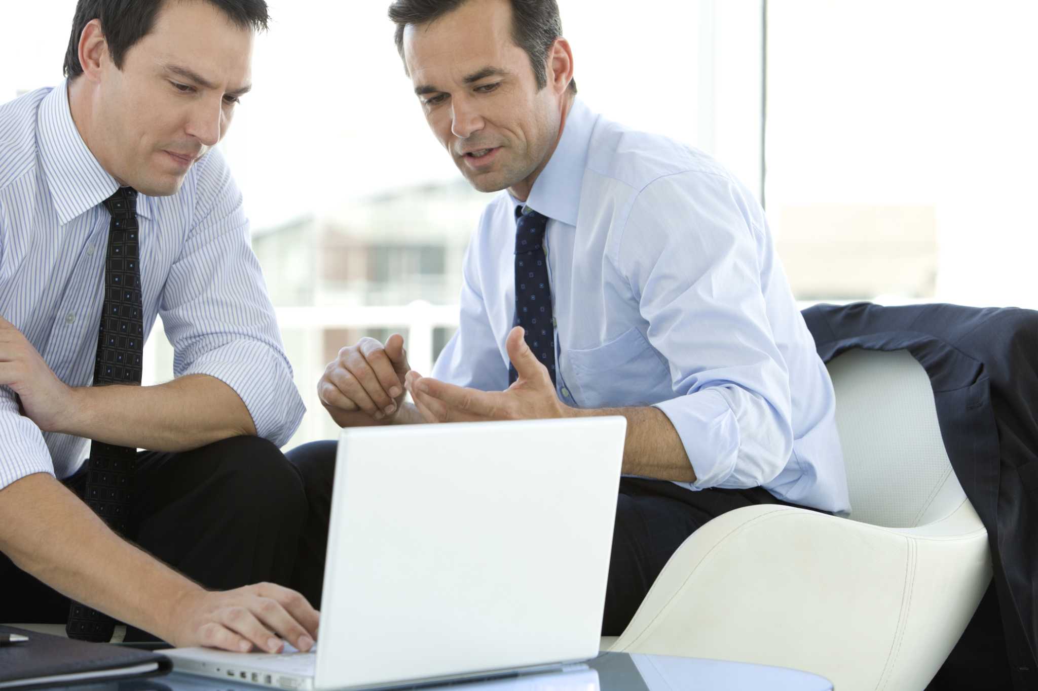 What Are the Duties of a Sales Executive?