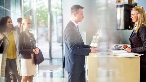 Important Things to Do at an Interview for a Bank Teller