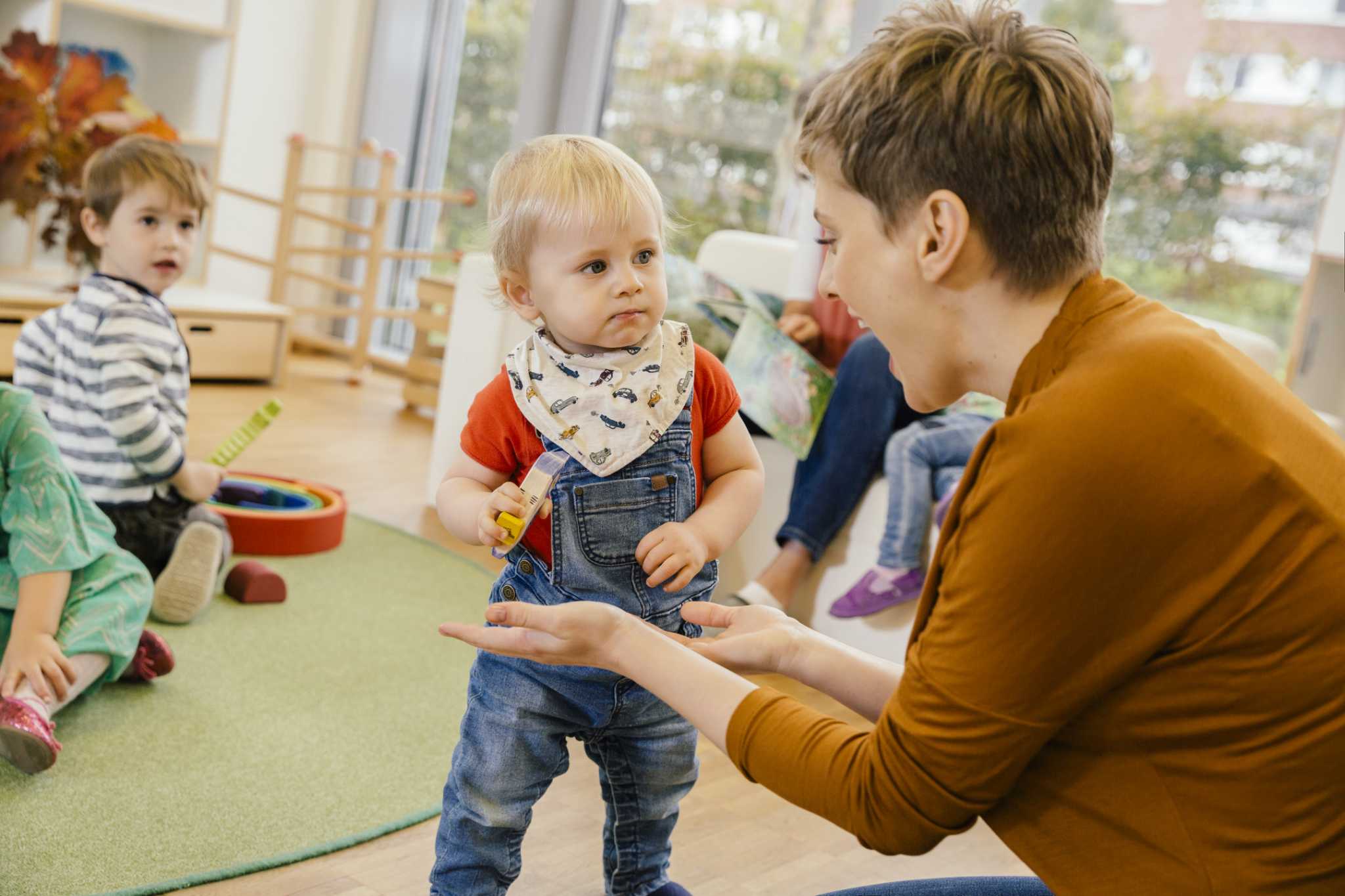 Interview Tips for a Daycare Preschool Assistant