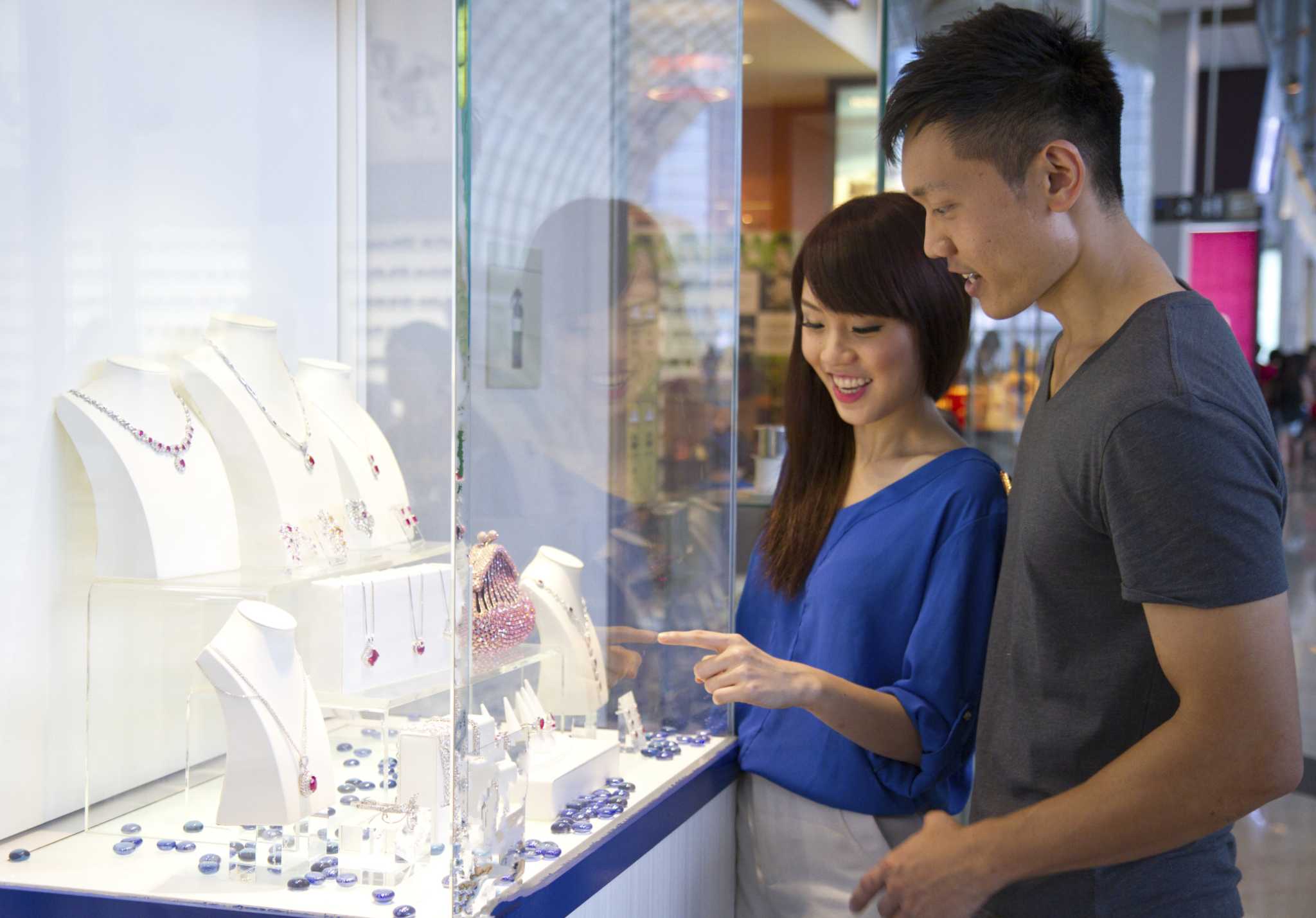 Job Description for a Boutique Manager in a Retail Jewelry Store