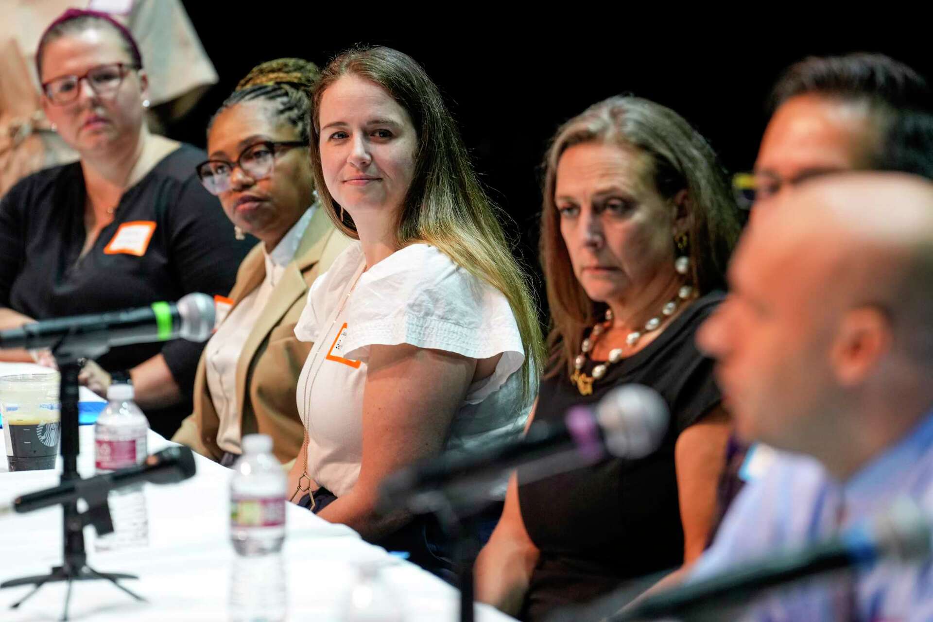 Ousted HISD principals share their stories in Saturday community event
