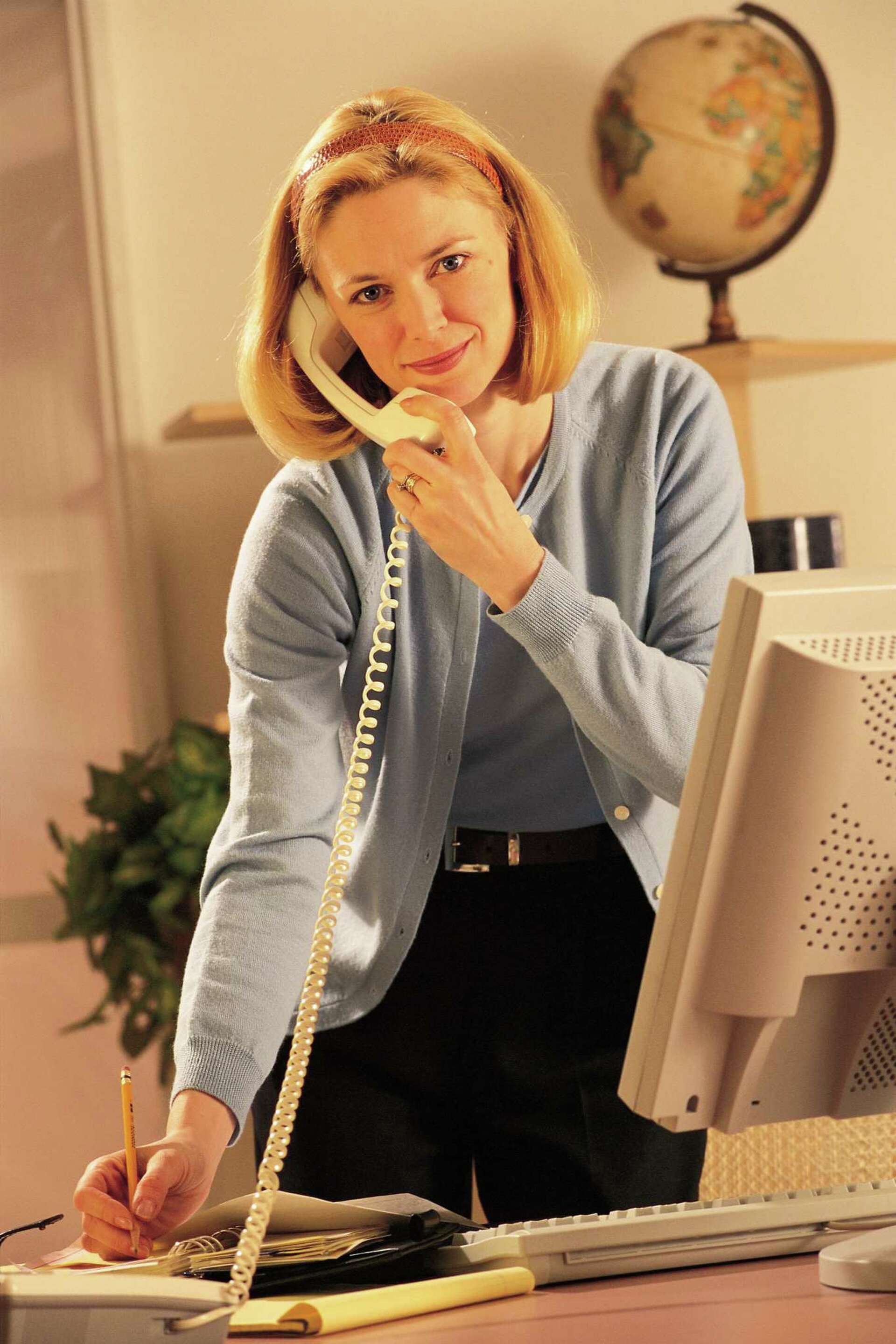 How to Take Messages for a Boss