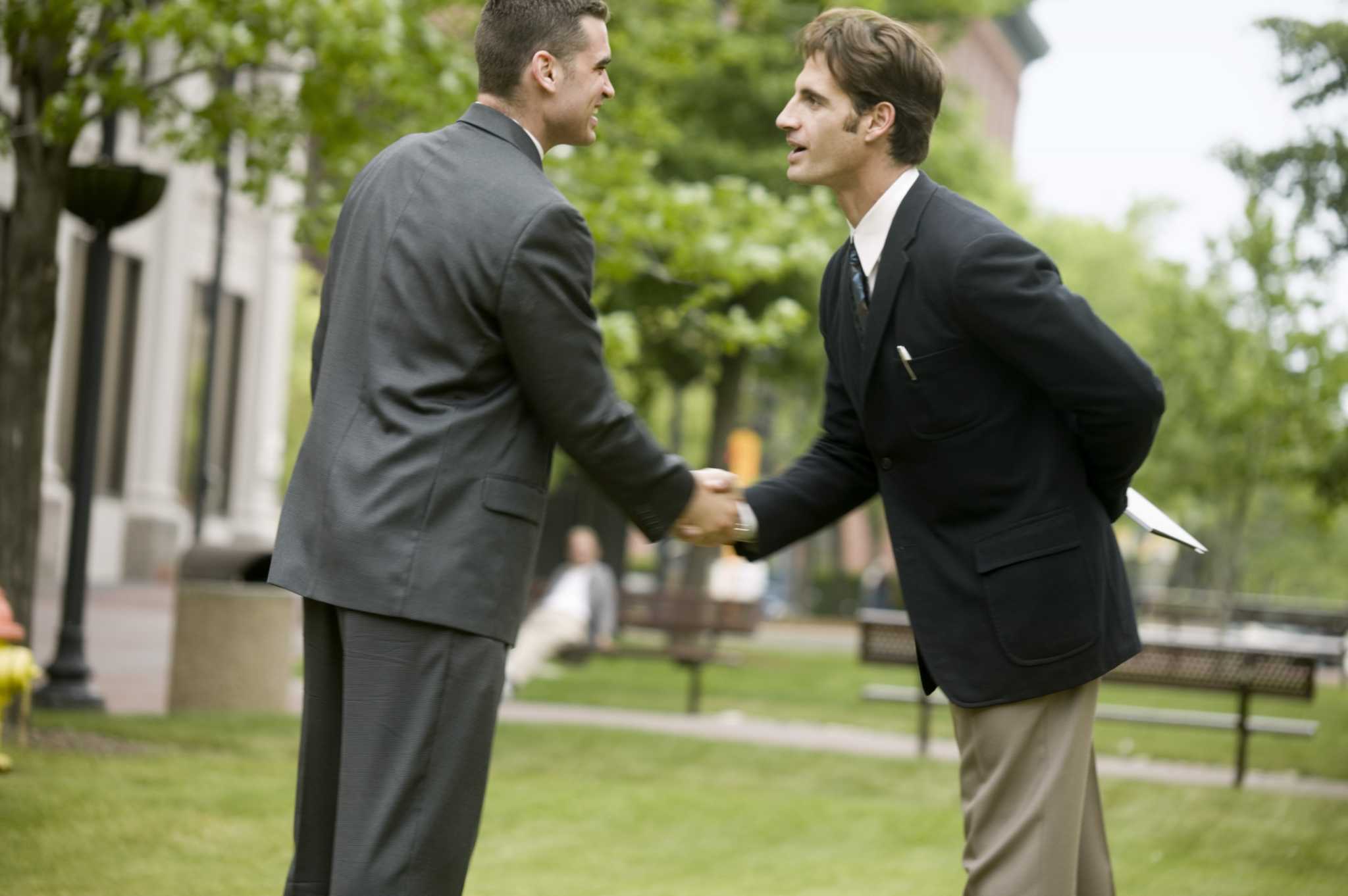 How Much Money Can Private Process Servers Earn?