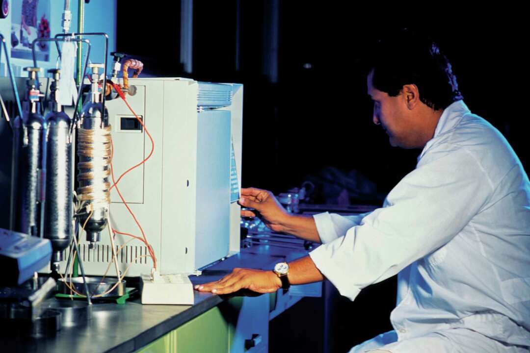 How Much Money Does an Electrical Engineer Make a Year?