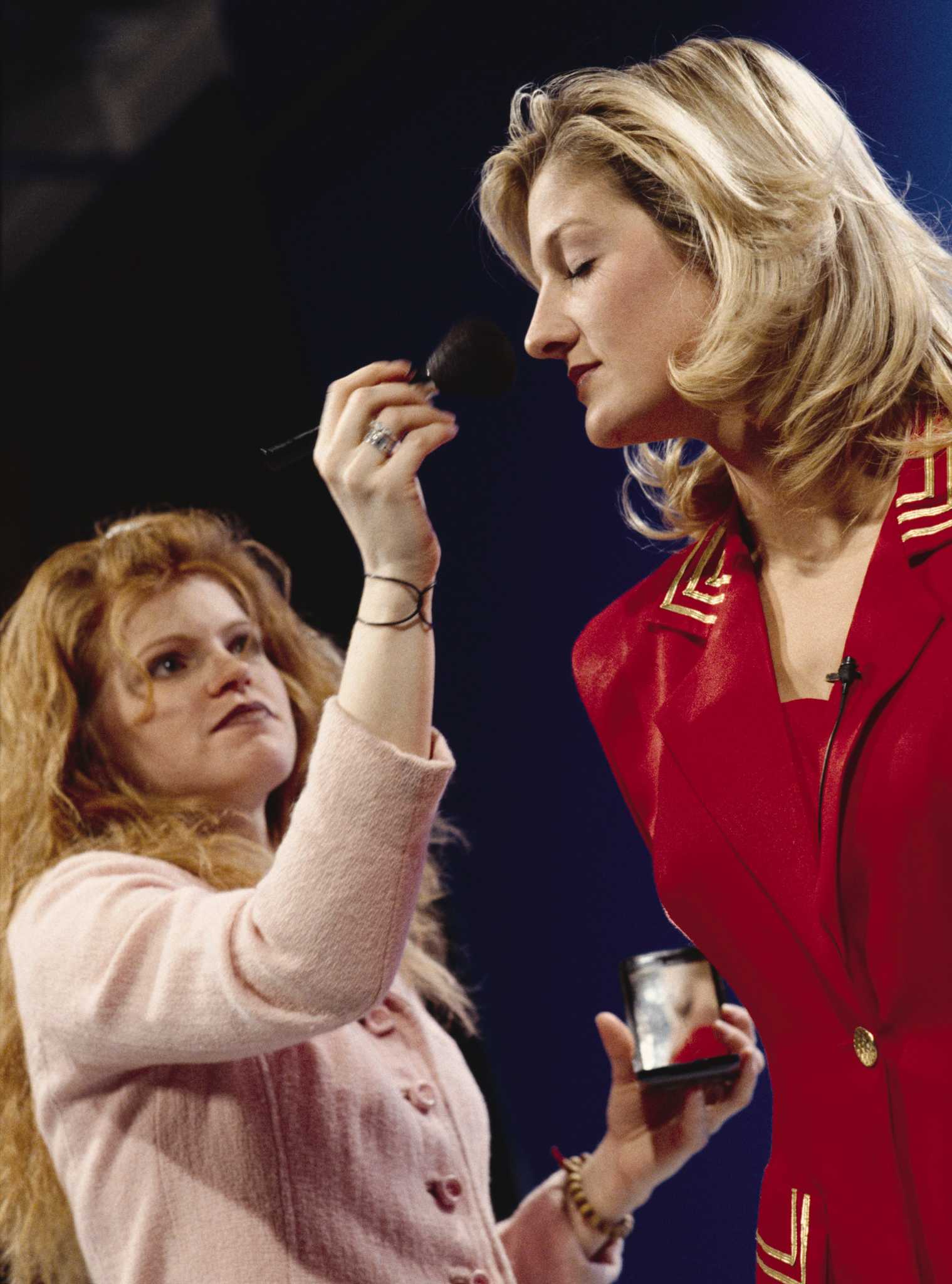 How Much Money Do Most Newscasters Make?