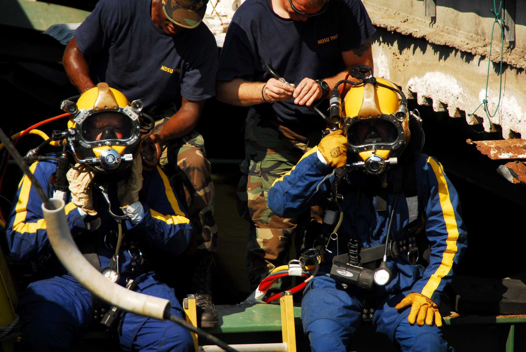 Navy Diving Physician Requirements