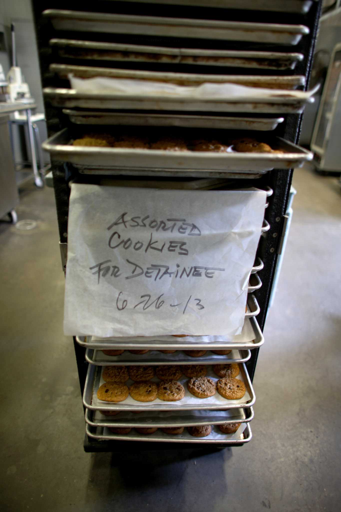 What I Need to Know About Being a Food Service Supervisor in a Prison ...