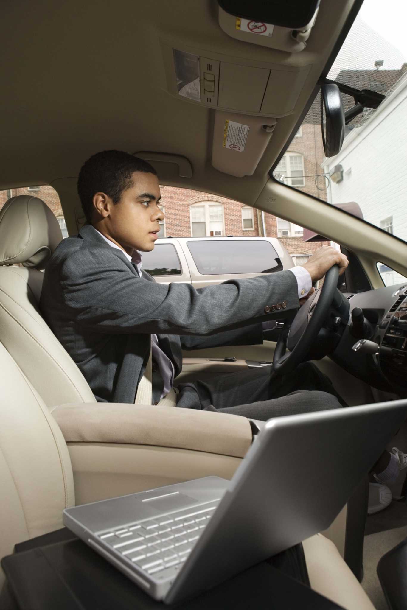 How to Negotiate Mileage, Tolls & Gas into a Salary