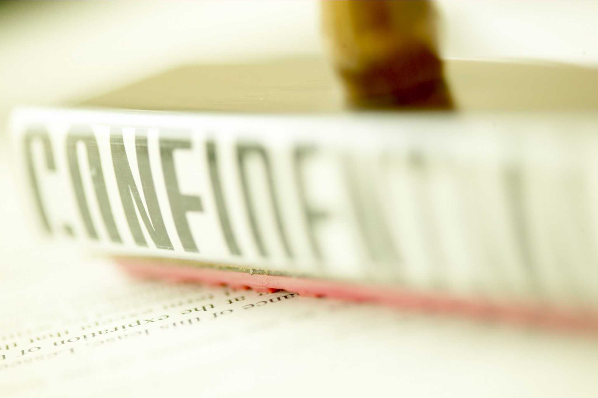 How to Obtain a Red Badge Security Clearance