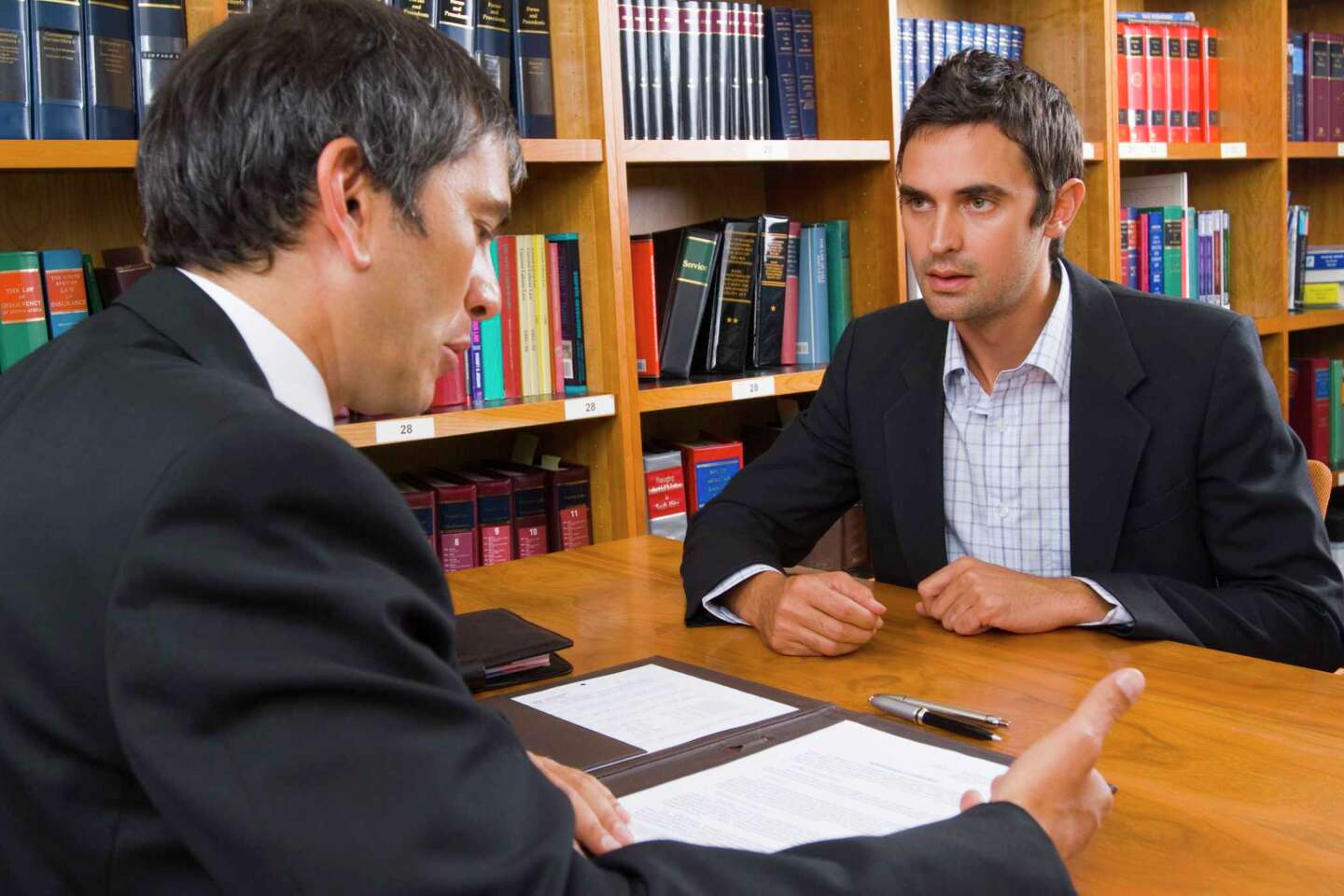 What Do Paralegals Have to Do to Assist on a Case?