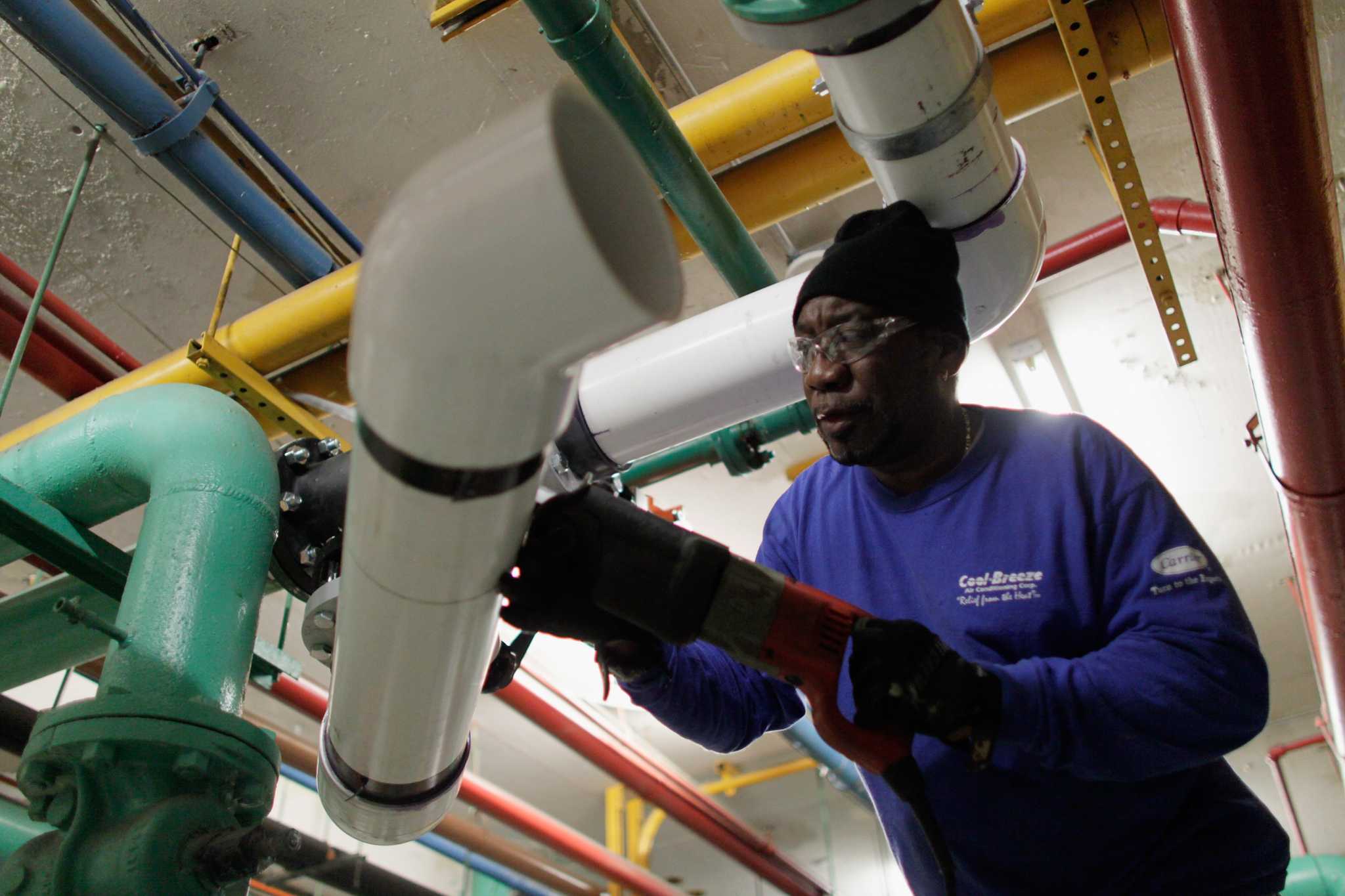 Pipe Layers vs. Pipe Fitters