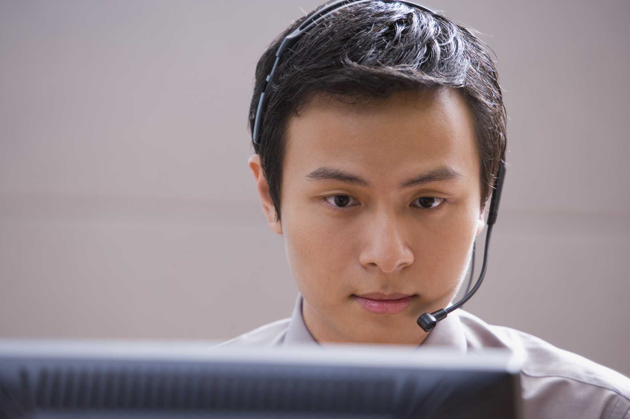 What Are the Pros & Cons of Using a Phone Interview Survey?