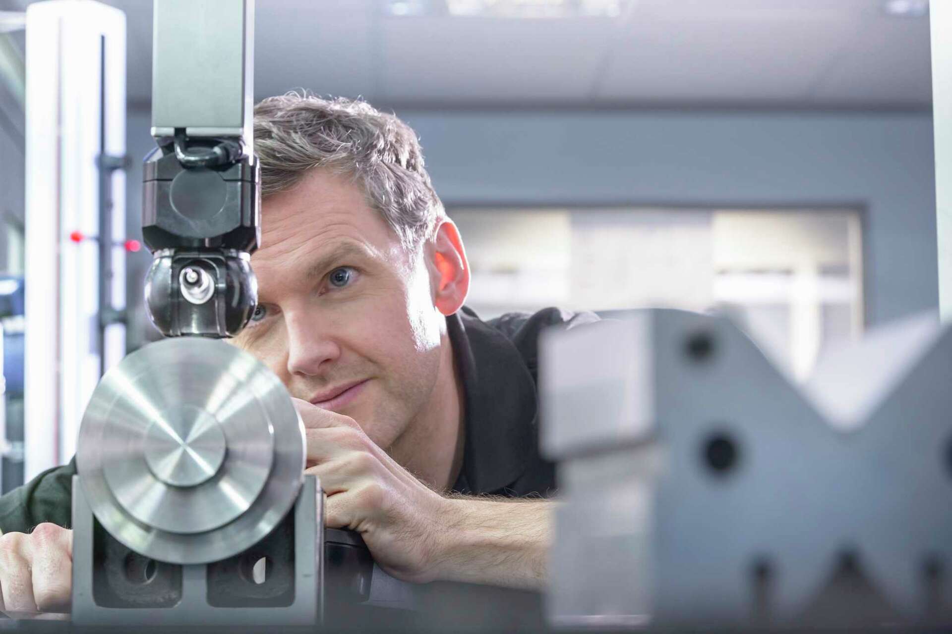 The Qualifications of a Mechanical Engineer