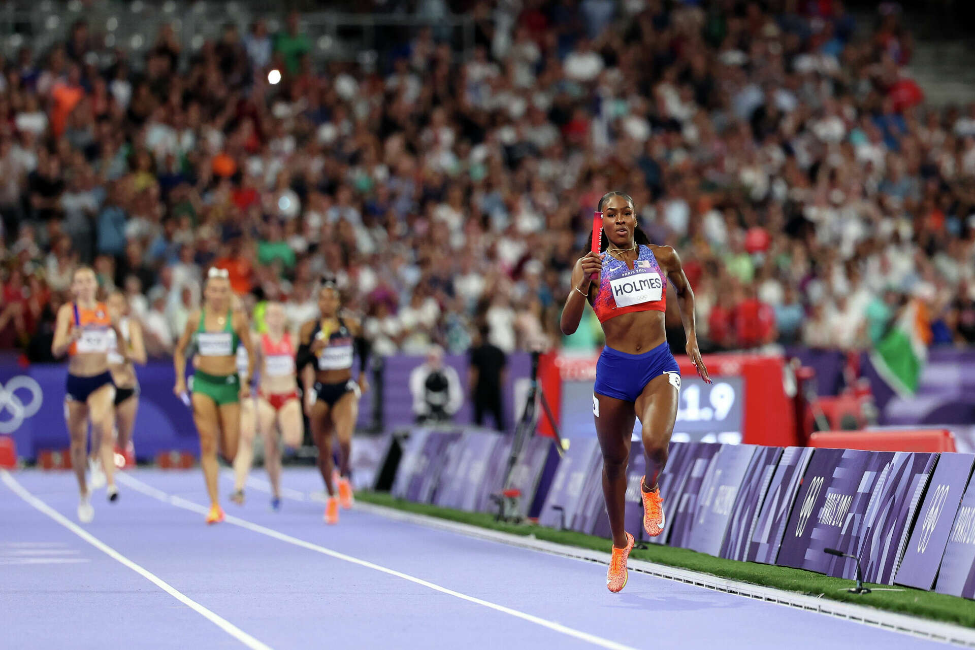 Connecticut's Alexis Holmes wins 4x400 relay gold medal at Olympics