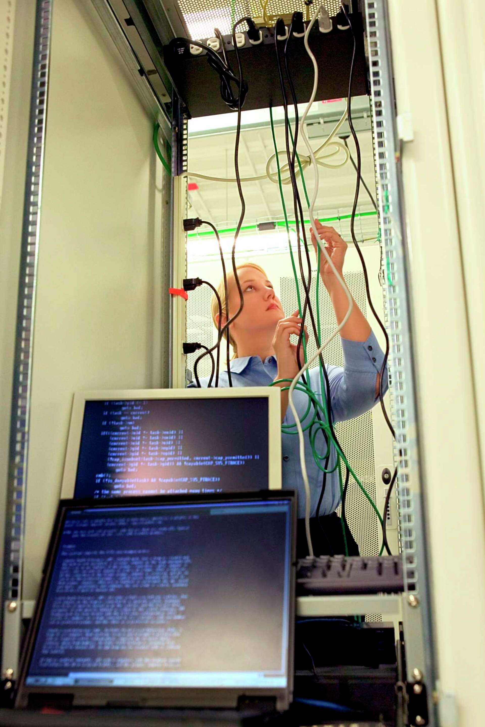 computer technician requirements