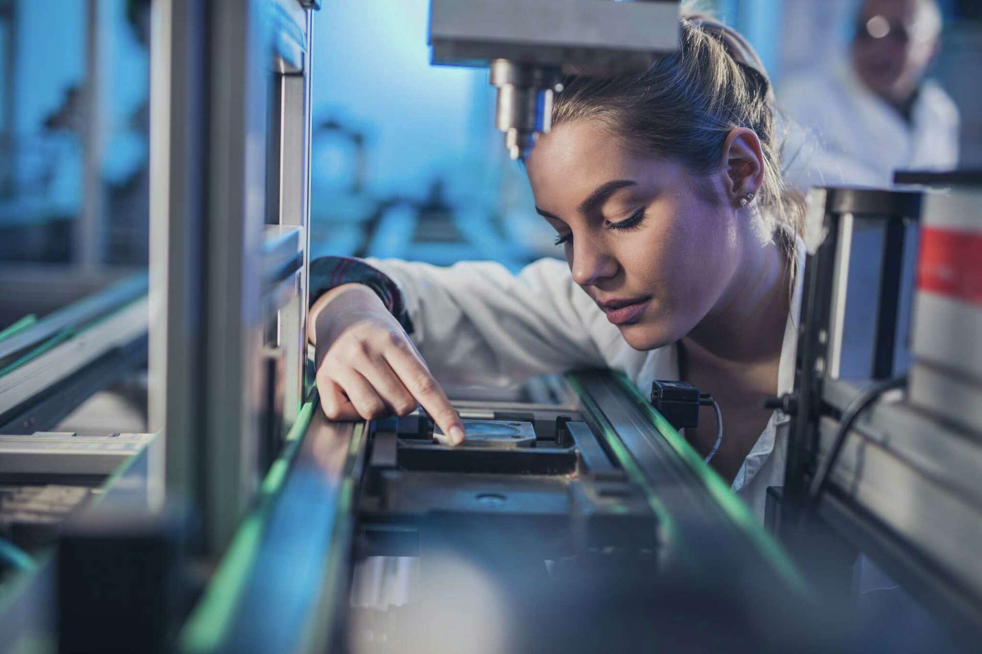 how much does mechanical engineering pay