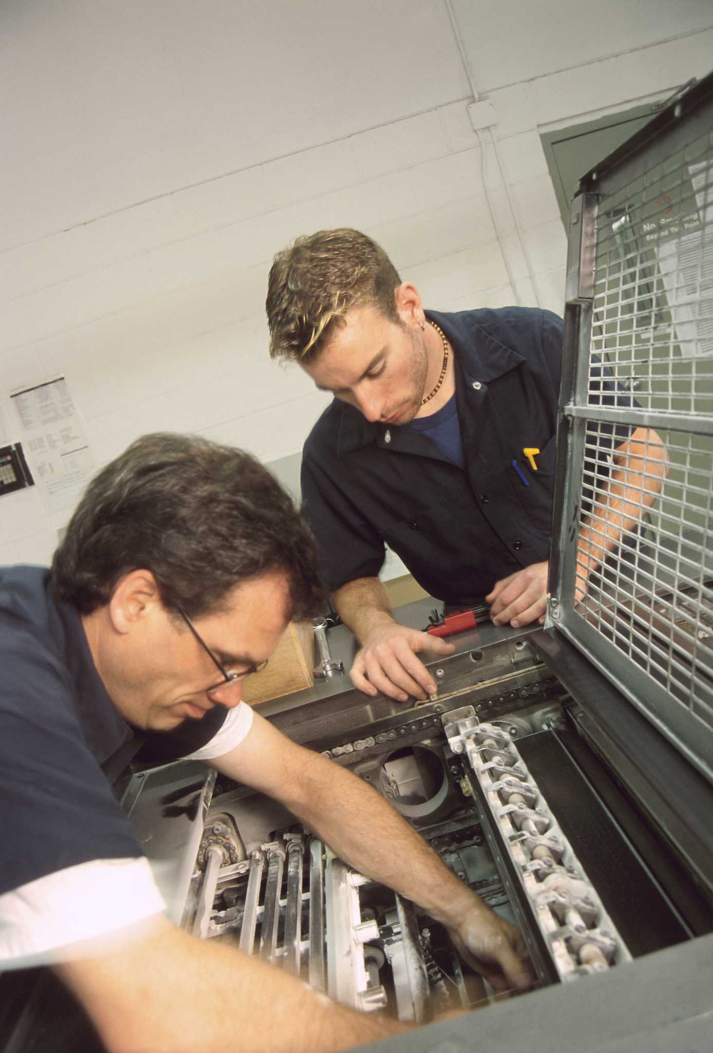 Summary of the Qualifications for a Maintenance Supervisor