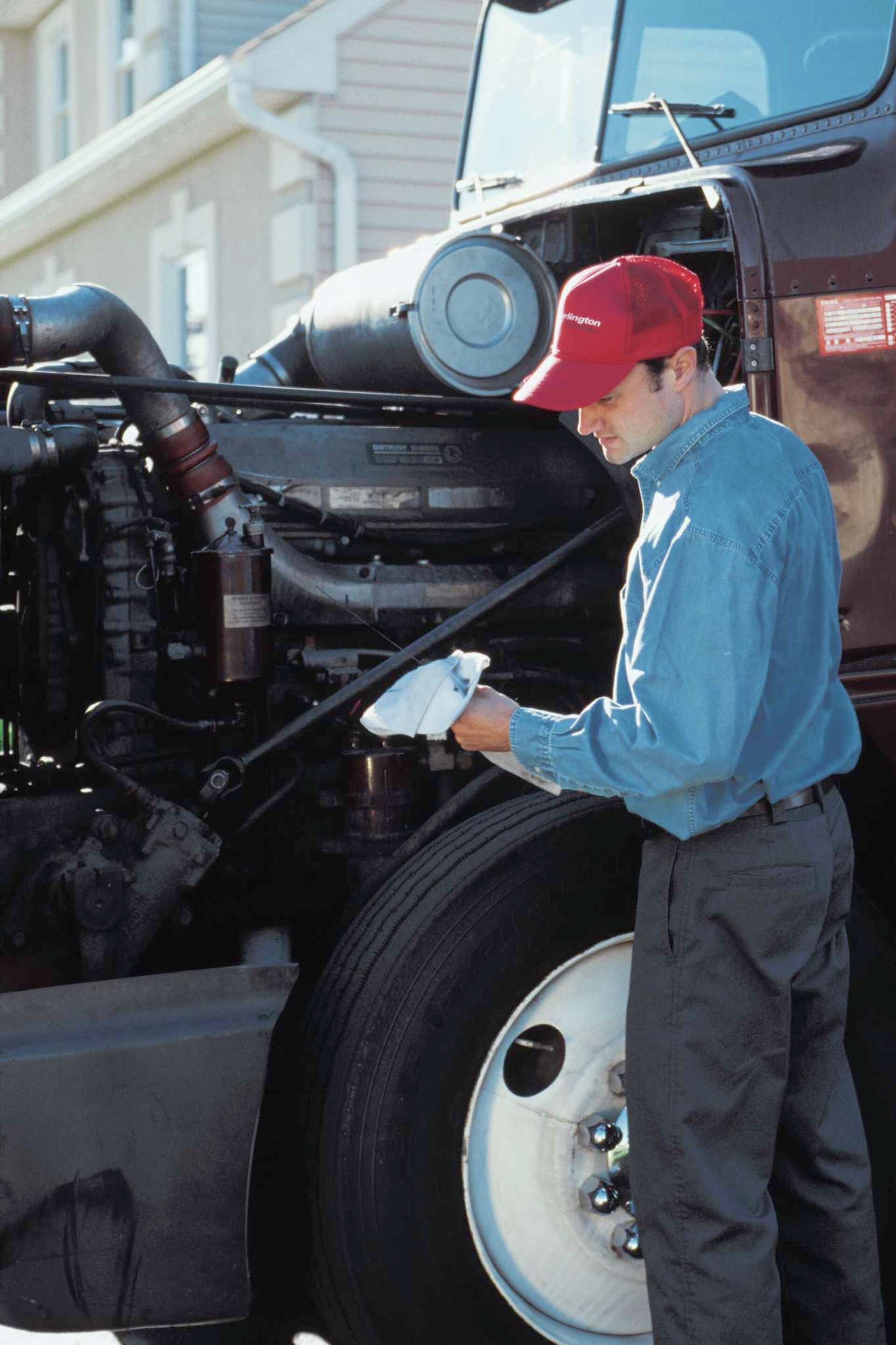 Truck Mechanic Job Duties