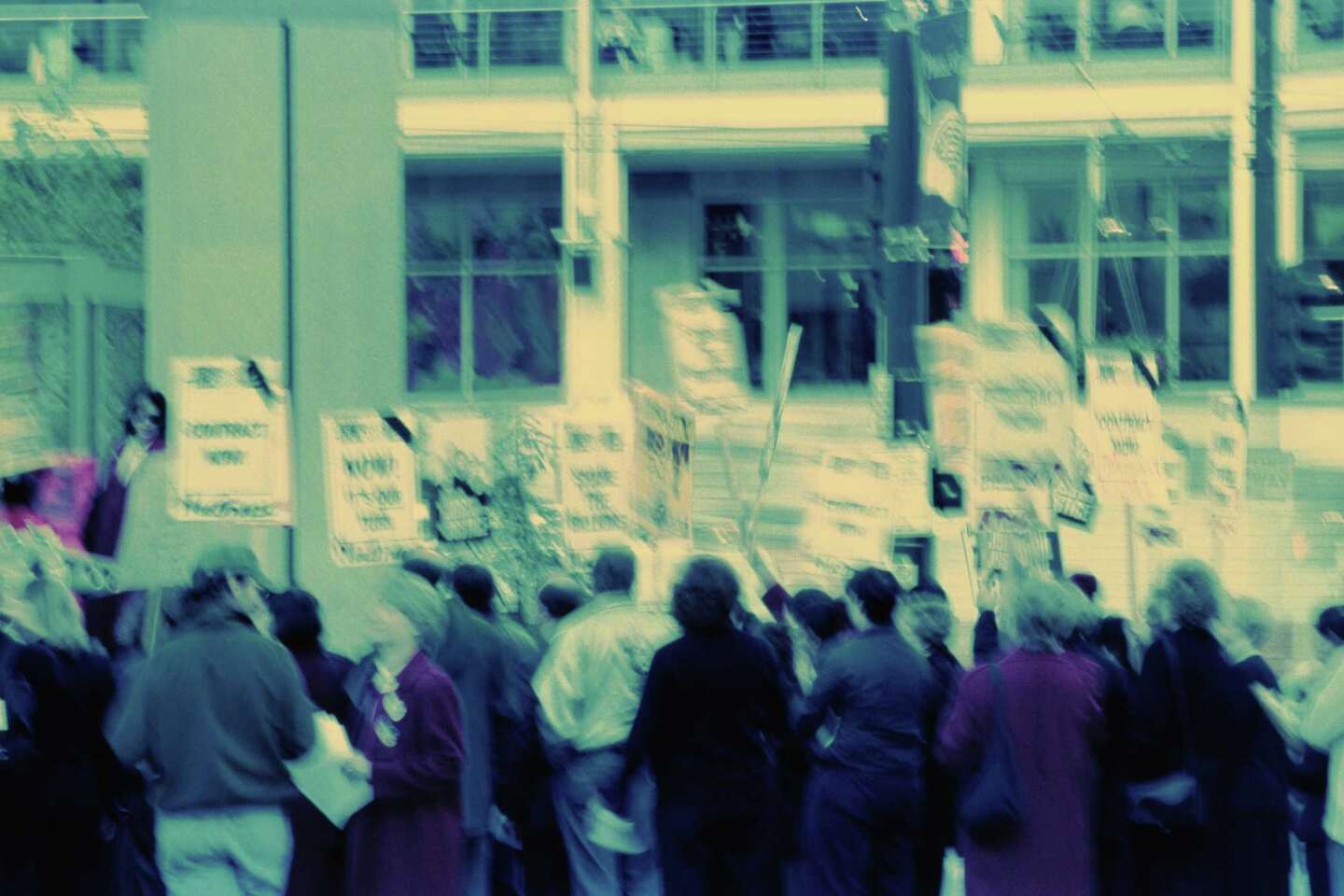 If Your Union Strikes, Can You Collect Unemployment Benefits?