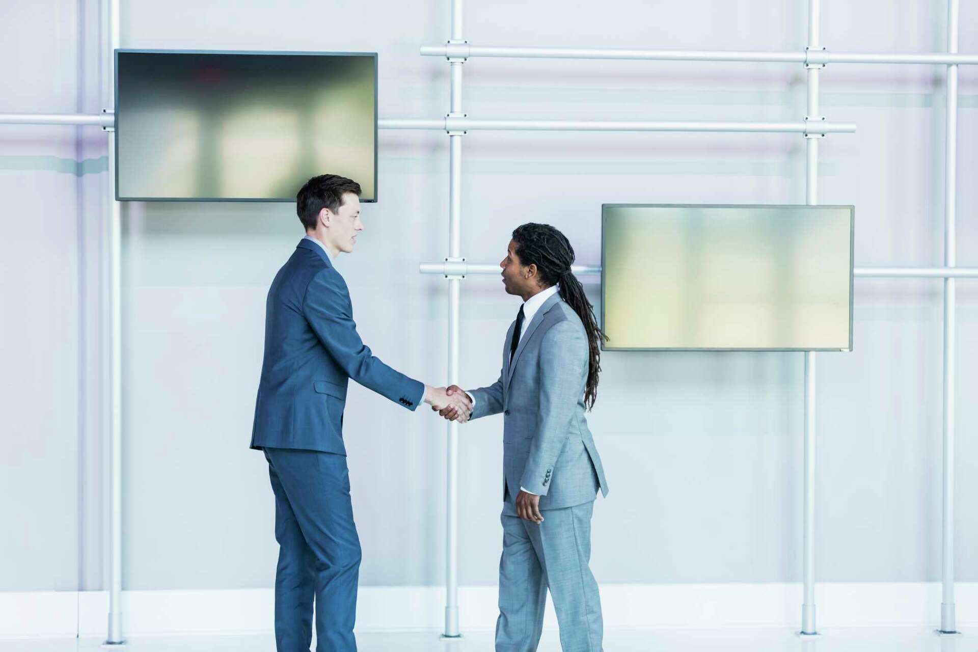 How to Write a Letter of Commendation for a Coworker