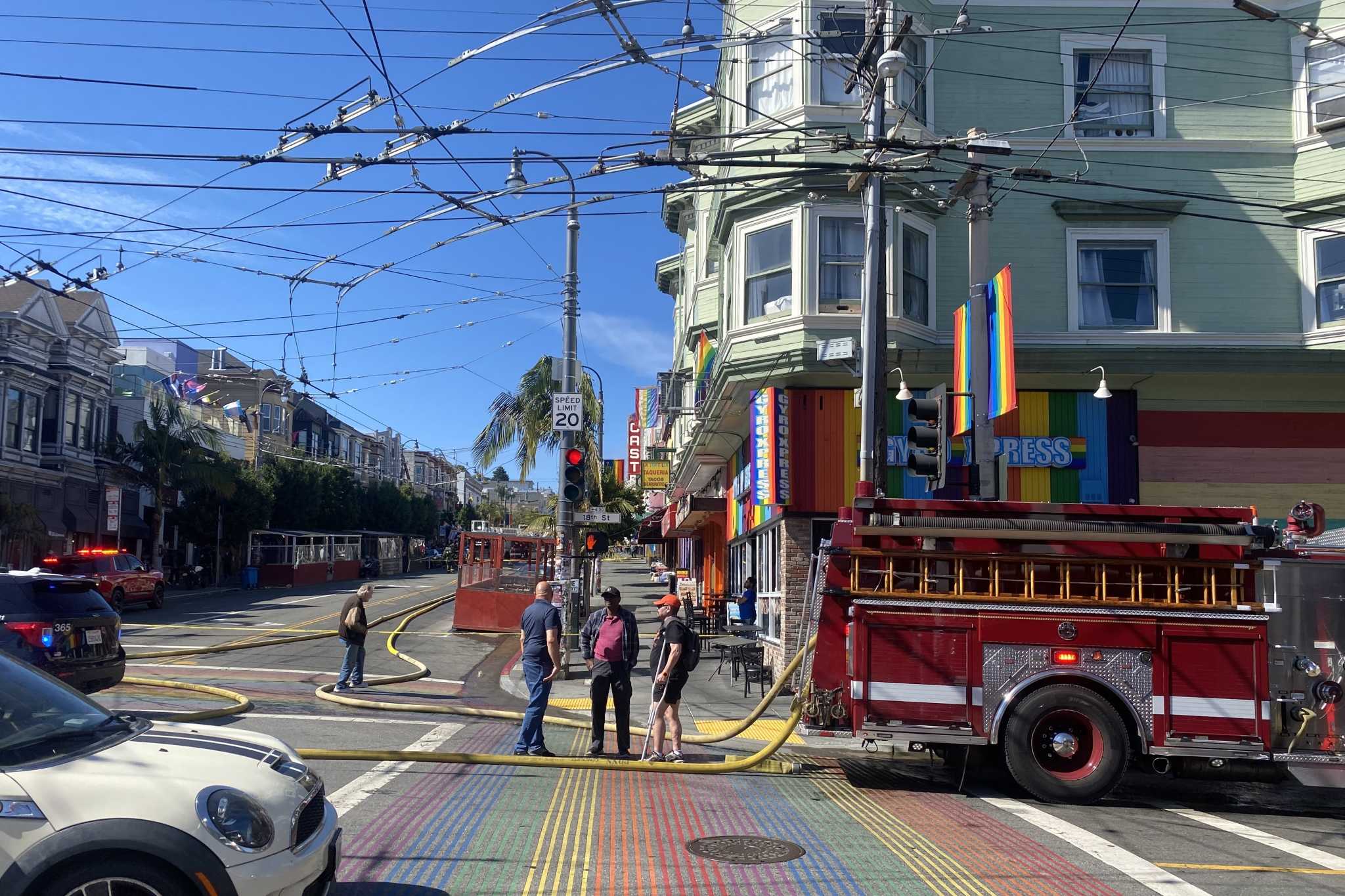 SF firefighters extinguish blaze at bank in Castro district