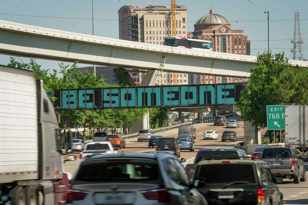 Houston's iconic 'Be Someone' graffiti mural makes its return