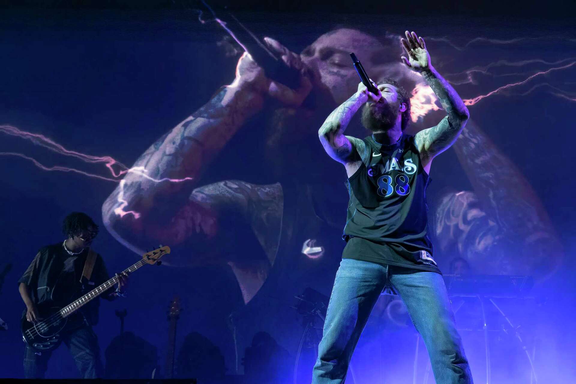 Post Malone’s country set at Outside Lands sparks an unusual sight