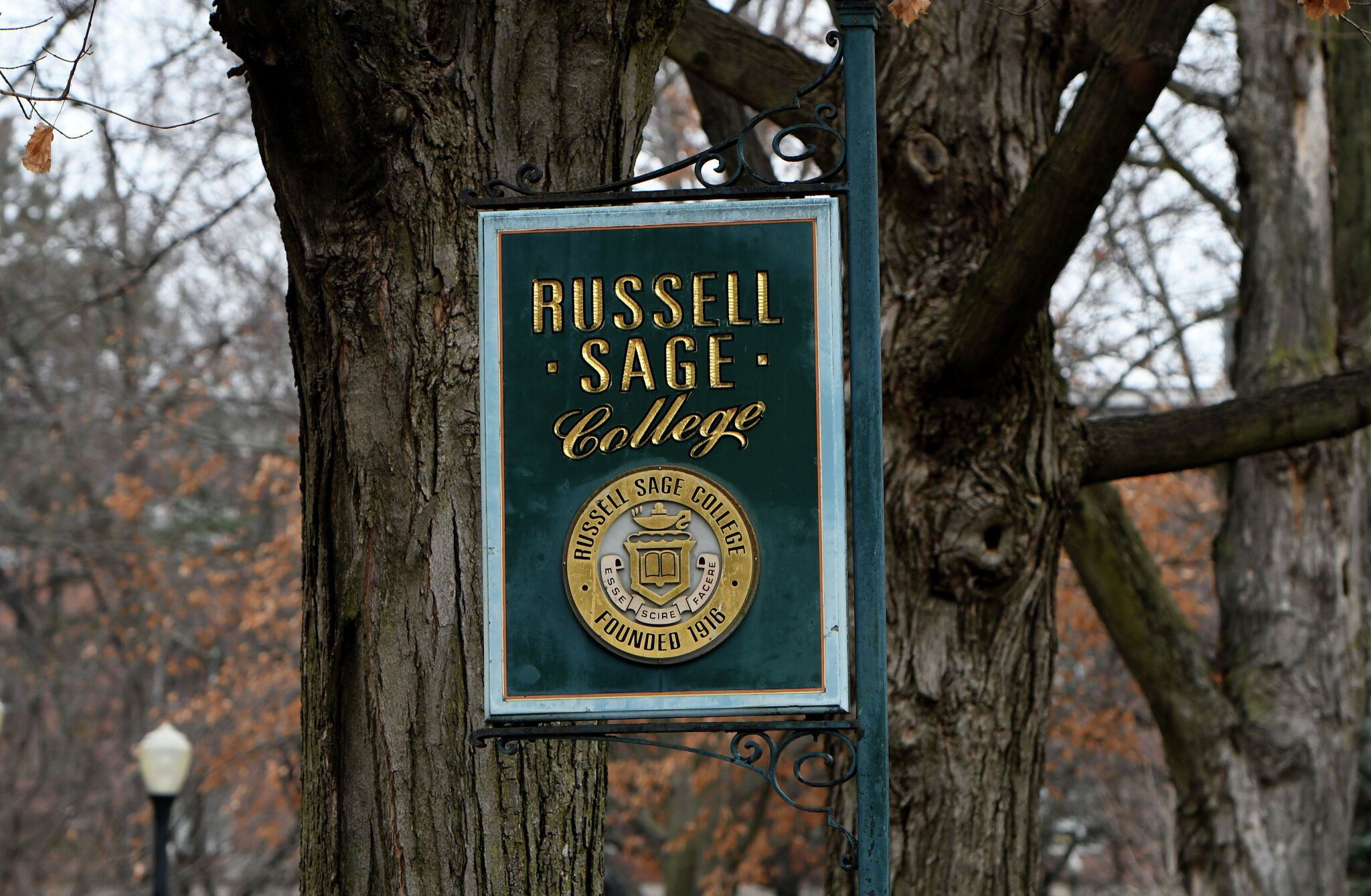 Churchill: Professor sees antisemitism in dispute over Holocaust class