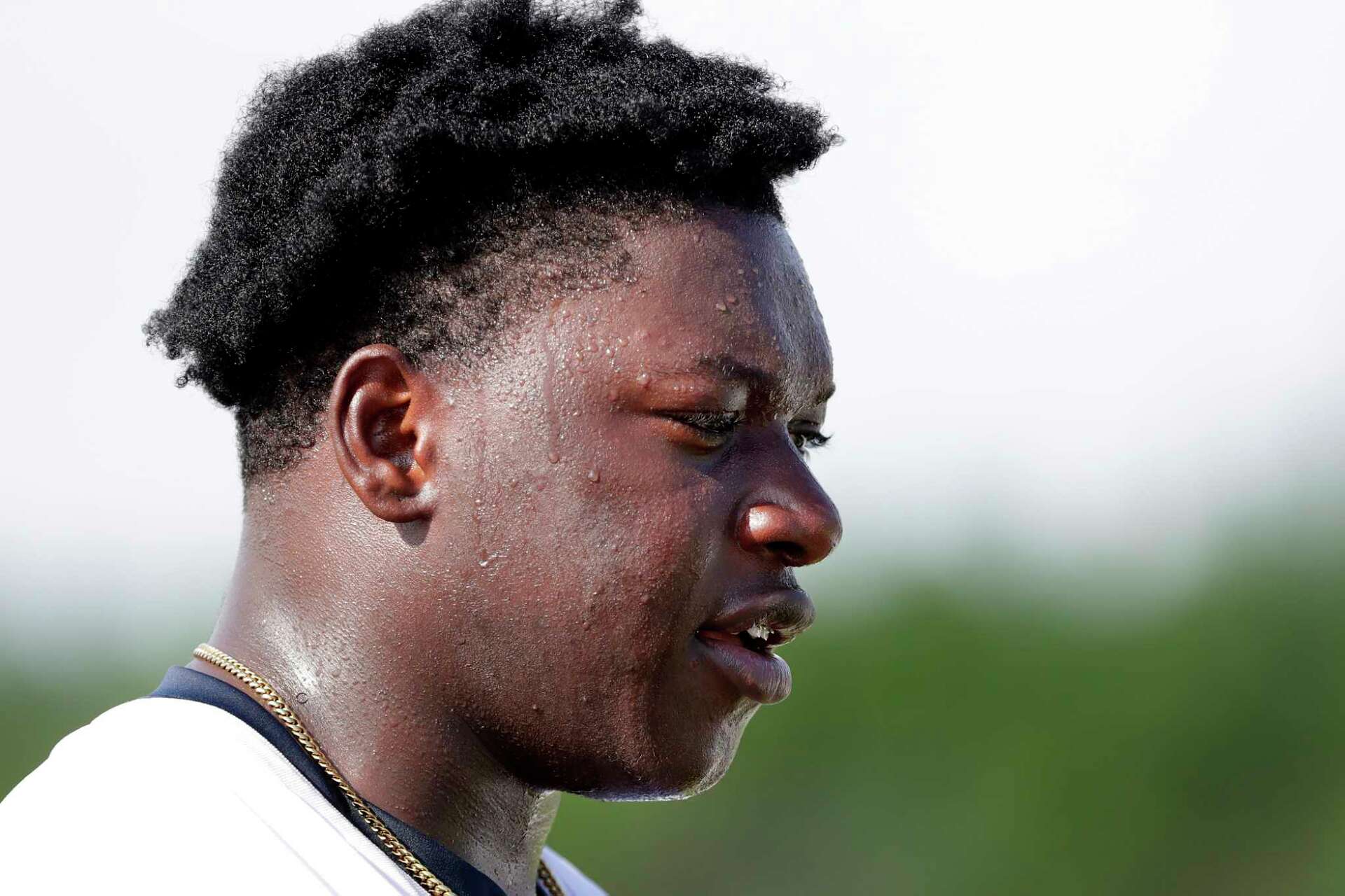 Offensive tackles Jonte Newman, Ryan Fodje lead the way for Bridgeland