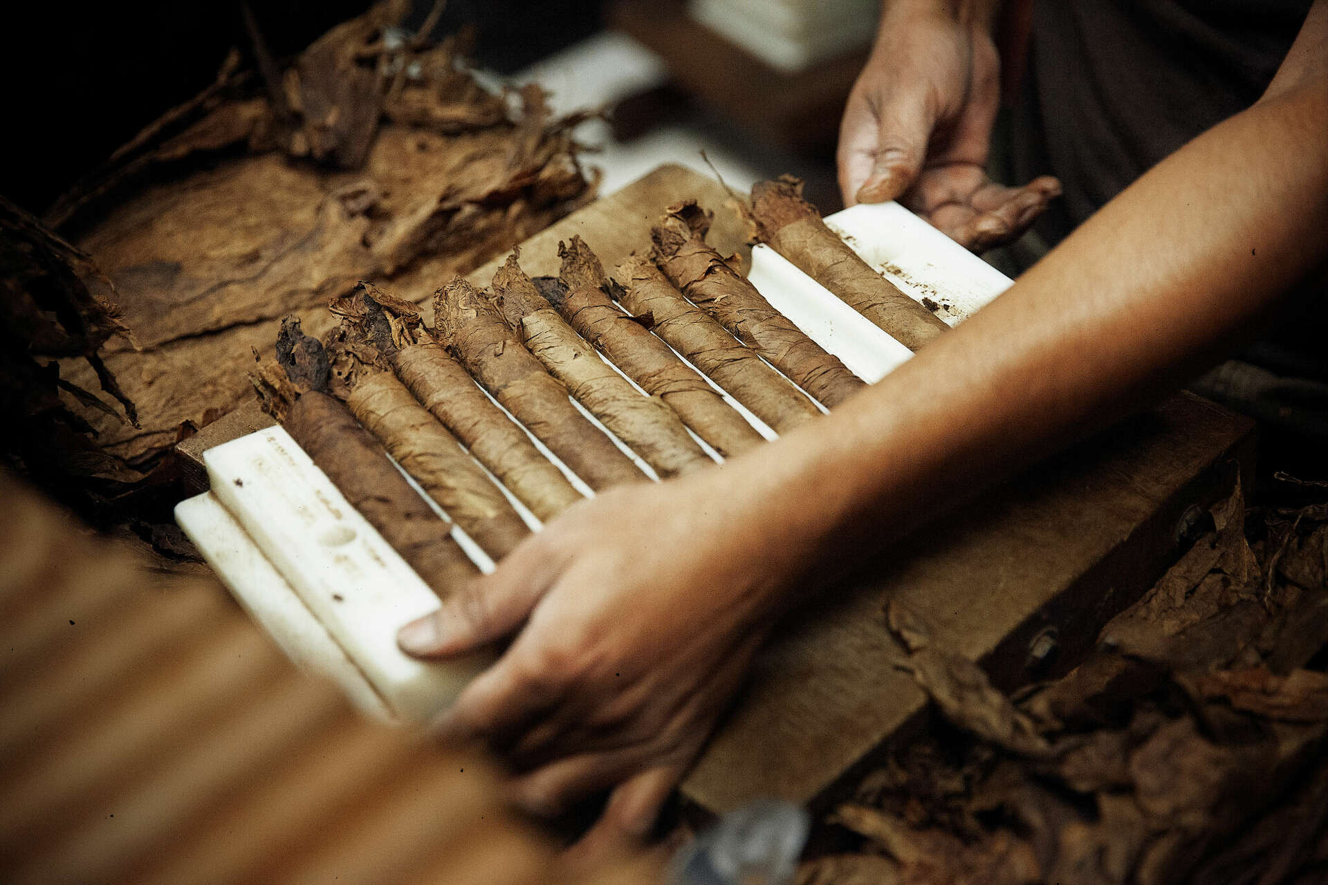 Where to get authentic hand-rolled Cuban cigars in Houston