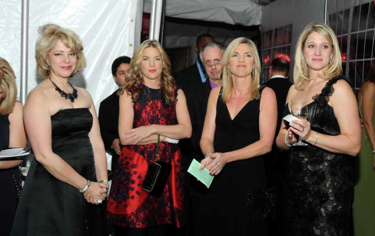 Paul Simon, Diana Krall perform at MMRF fundraising gala