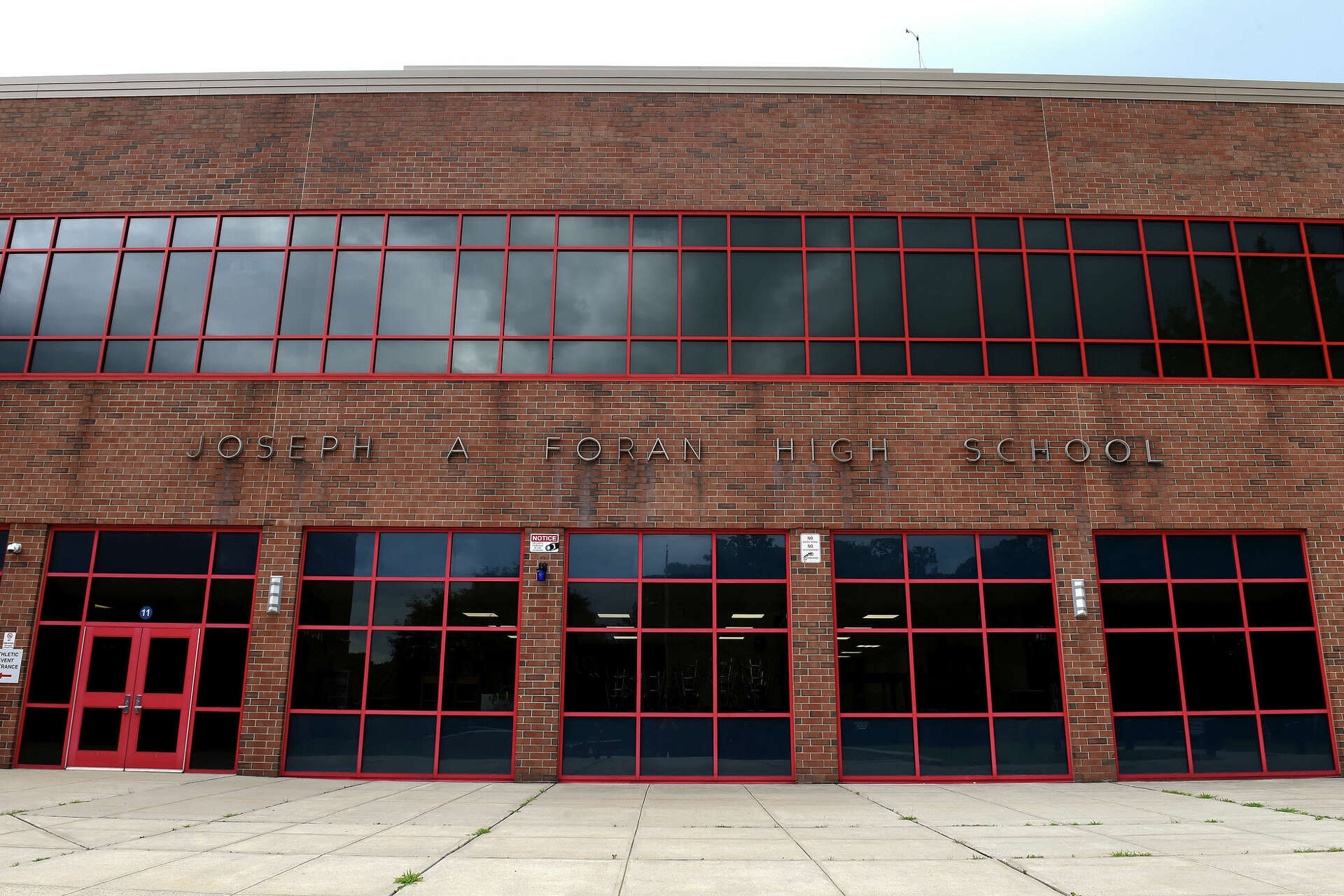 Milford high school basketball coach accused of shoving player