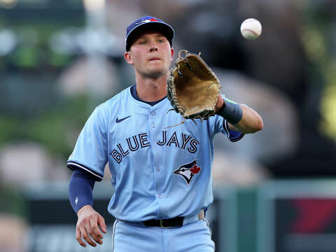 Will Wagner eclipses father's career hits total in first MLB game