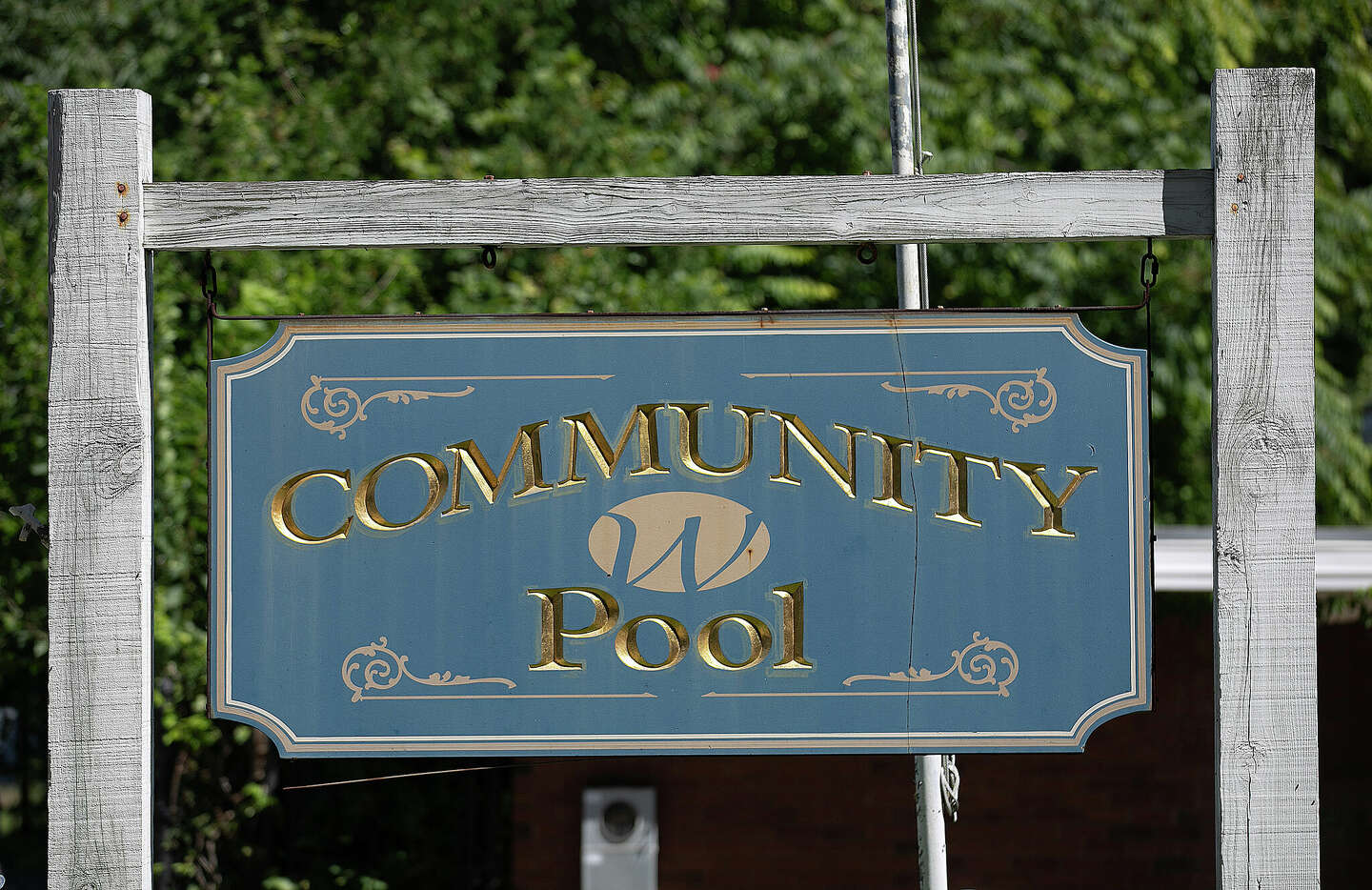 Wallingford Community Pool renovation proceeds
