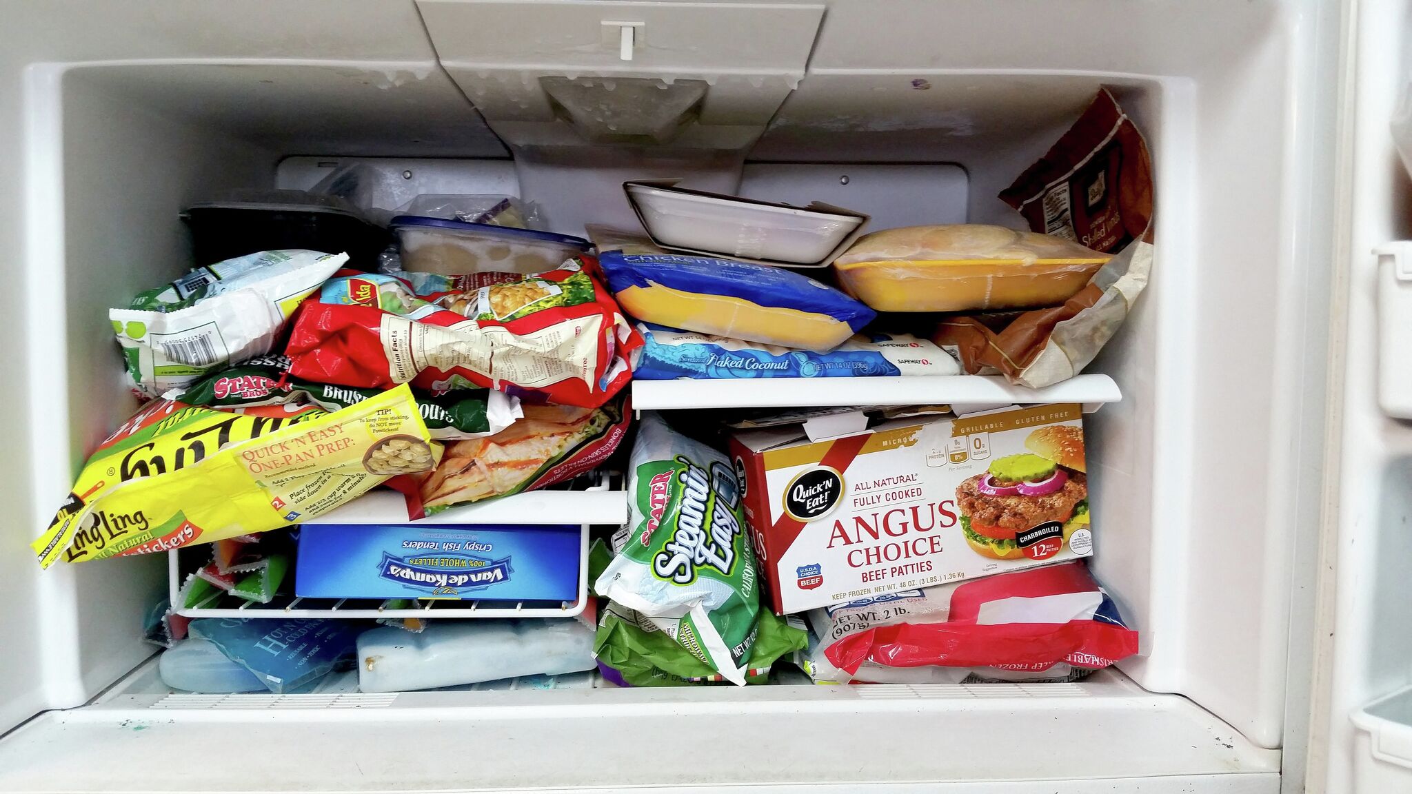 Does insurance cover food spoilage from power outages?