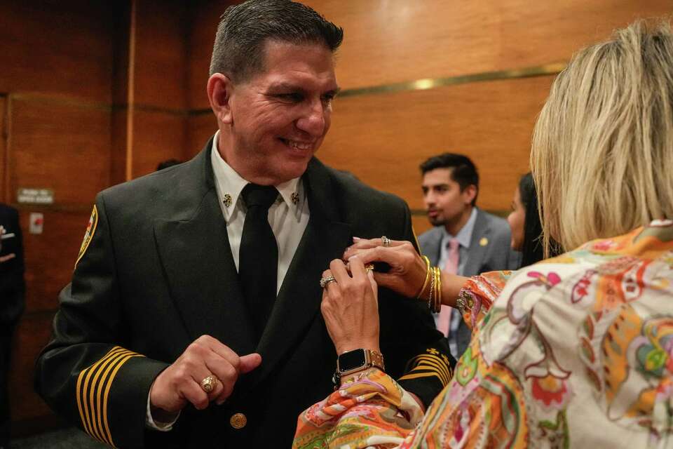 Houston Police Chief Noe Diaz and Fire Chief Tom Muñoz OK'd by council