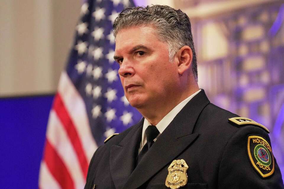 New Police Chief Noe Diaz will pick an executive team. What to know