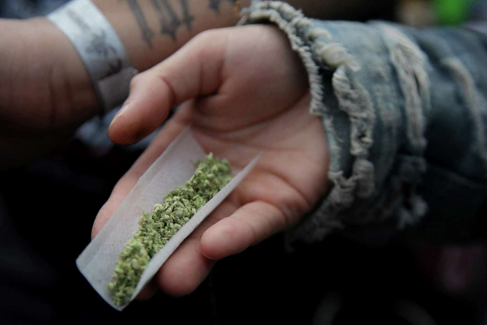 Federal THC ban blindsides Texas hemp shops. What comes next?