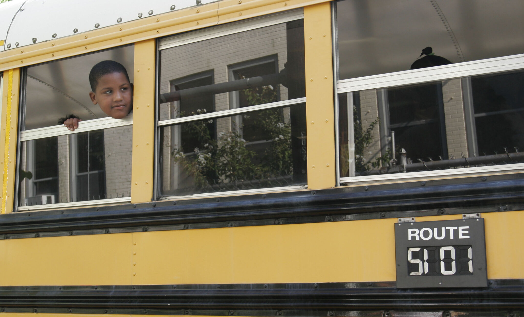 HISD students suffering hot, 5-hour daily bus commute