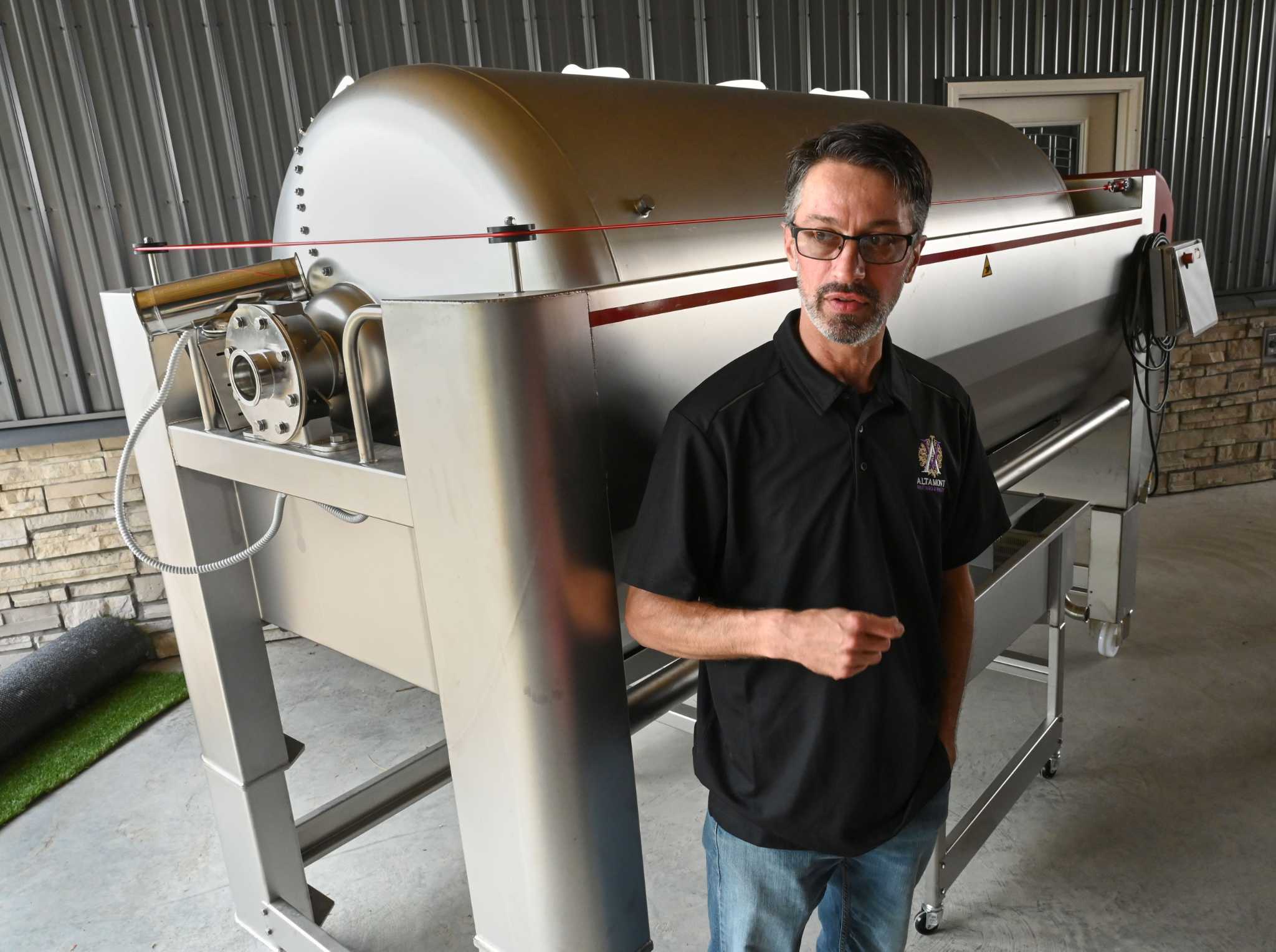 Altamont Vineyard and Winery buys grape press and pump