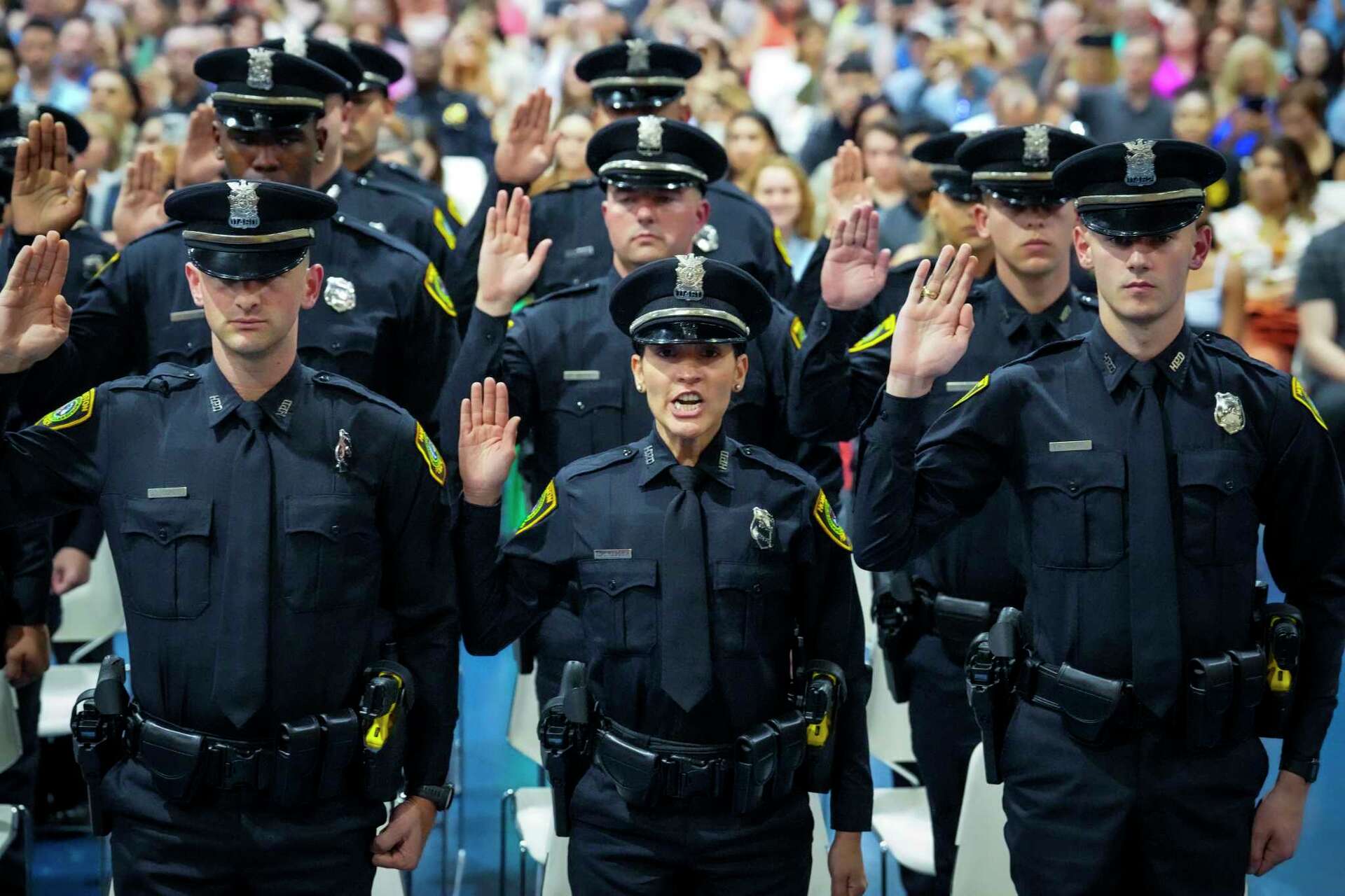 New Houston police cadets to get $1K firearm stipend, officials say