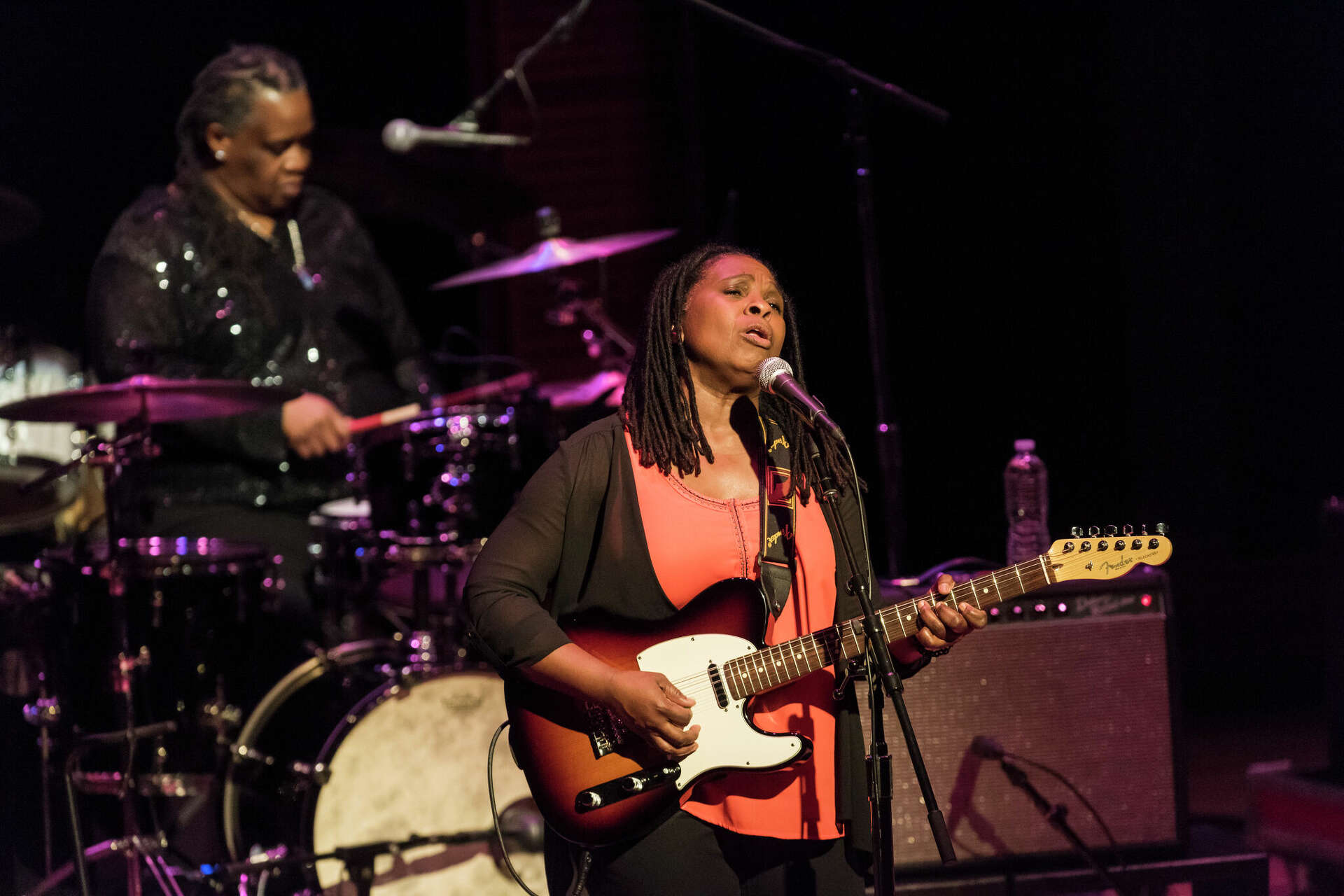 Review: Singer Ruthie Foster gives powerhouse performance at Egg