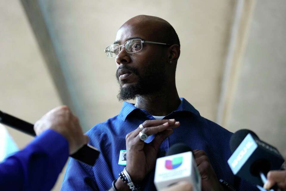 Landon Payton's father seeks answers in Houston ISD student death